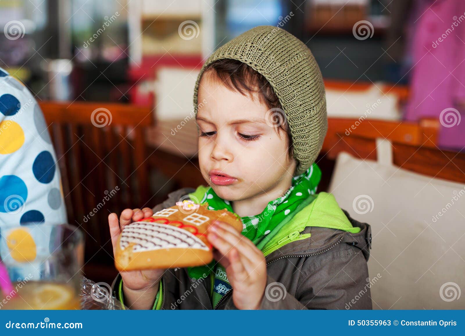 Little Boy Eating Gingerbread Stock Image - Image of baking, taste ...