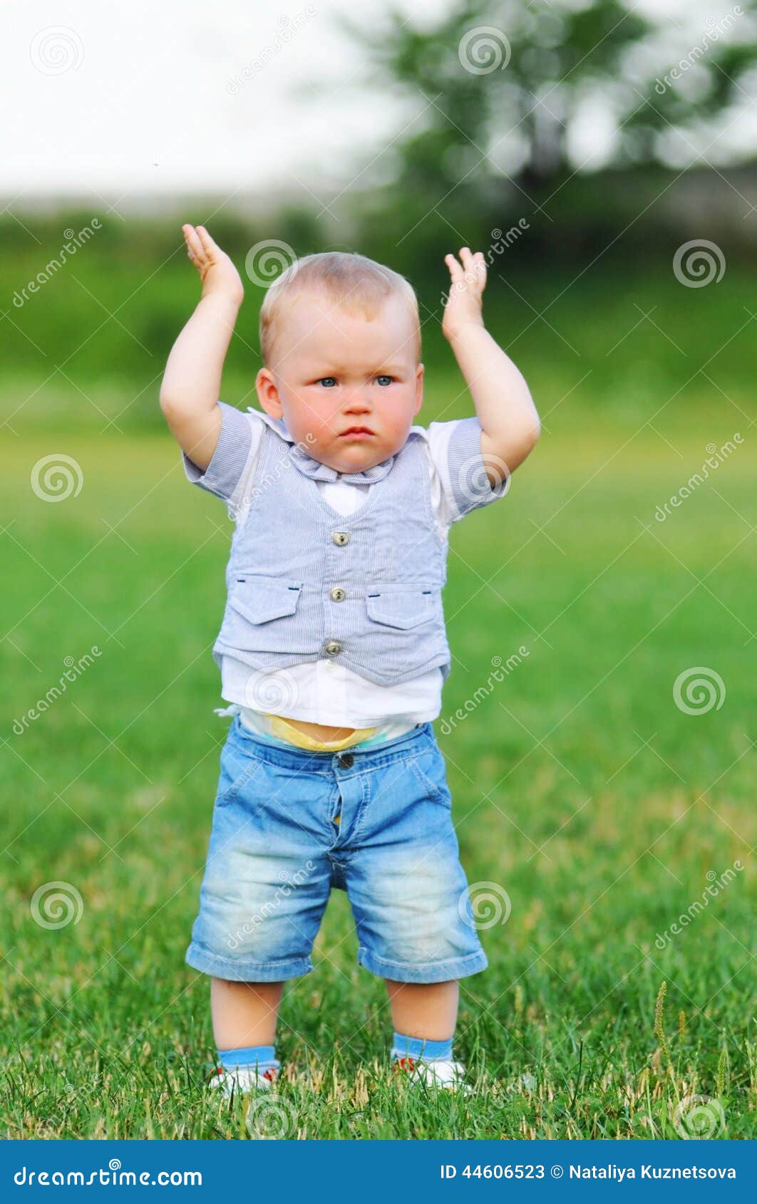 Little Boy Have Some Problem Stock Image - Image of tree, outdoor: 44606523