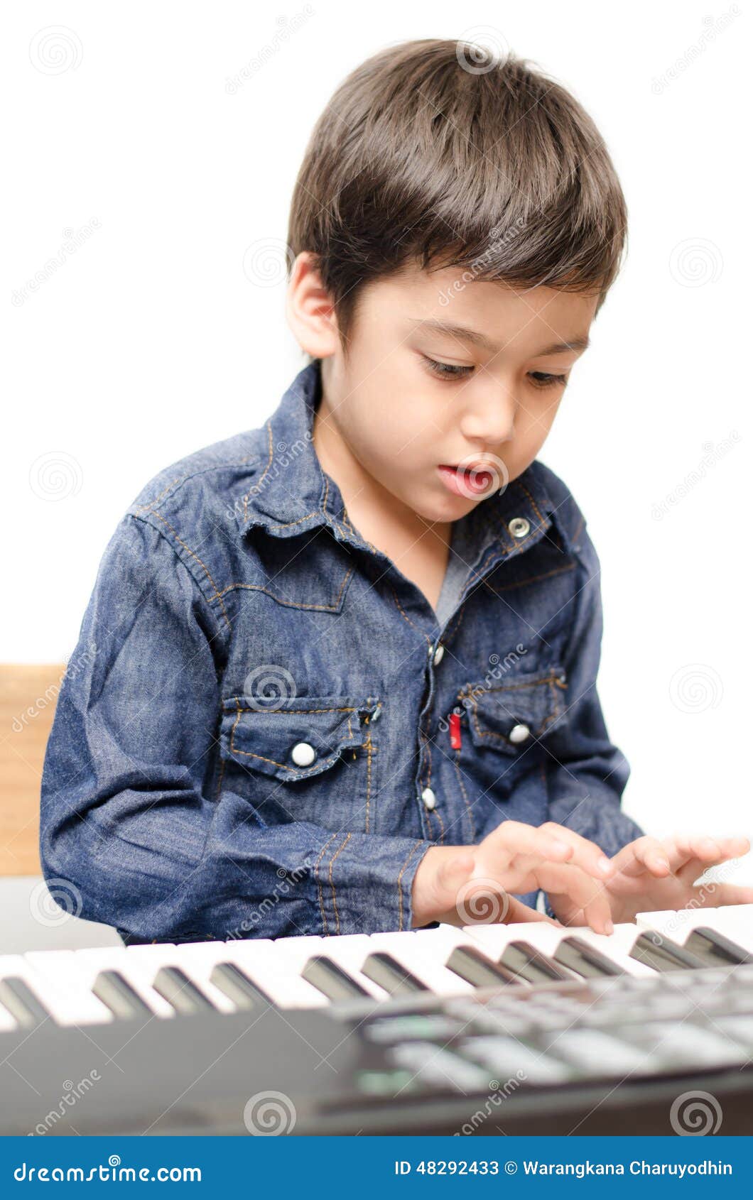 Little Boy Playing Keyboard Stock Image - Image of music, caucasian ...