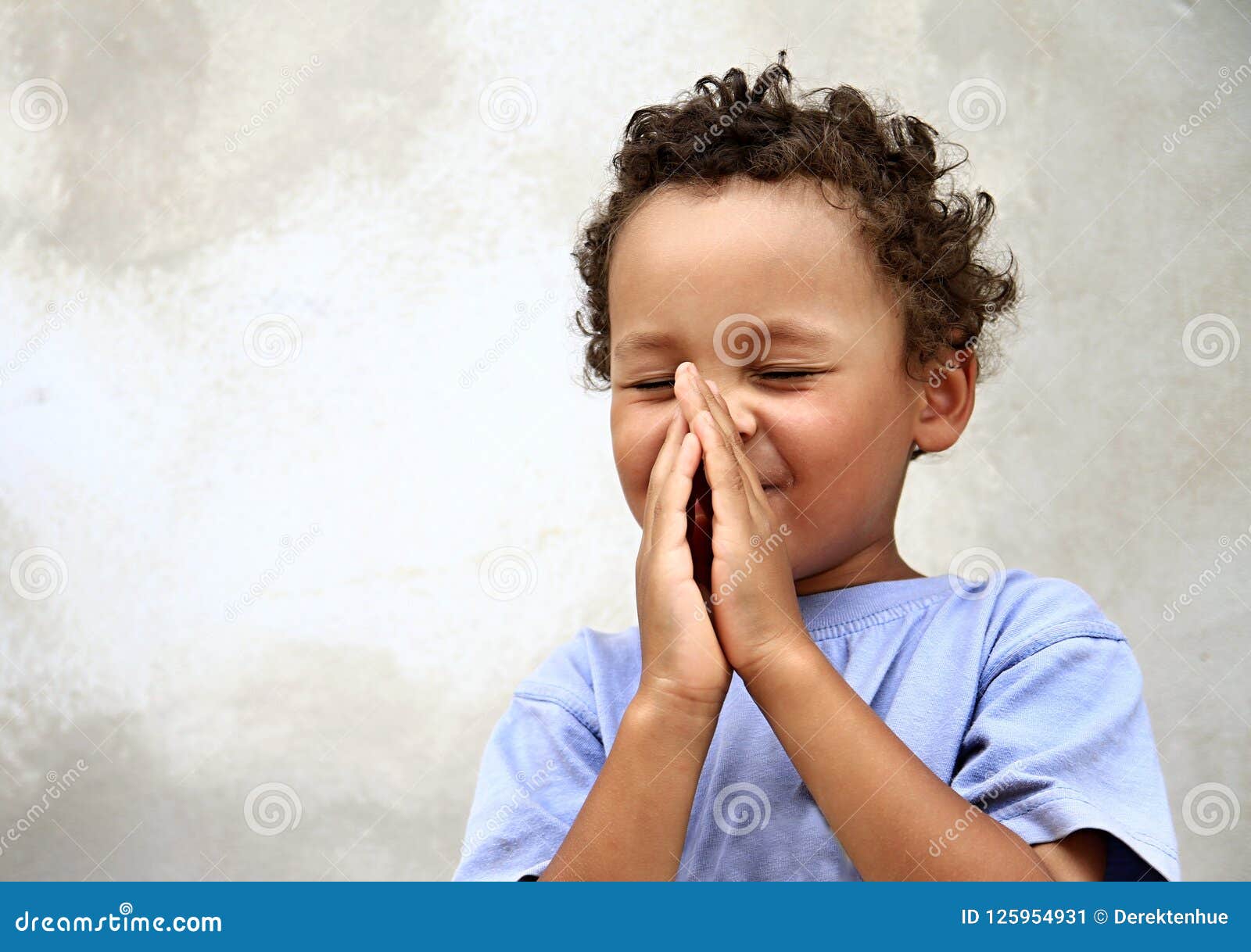 Little boy praying stock image. Image of kids, expression - 125954931