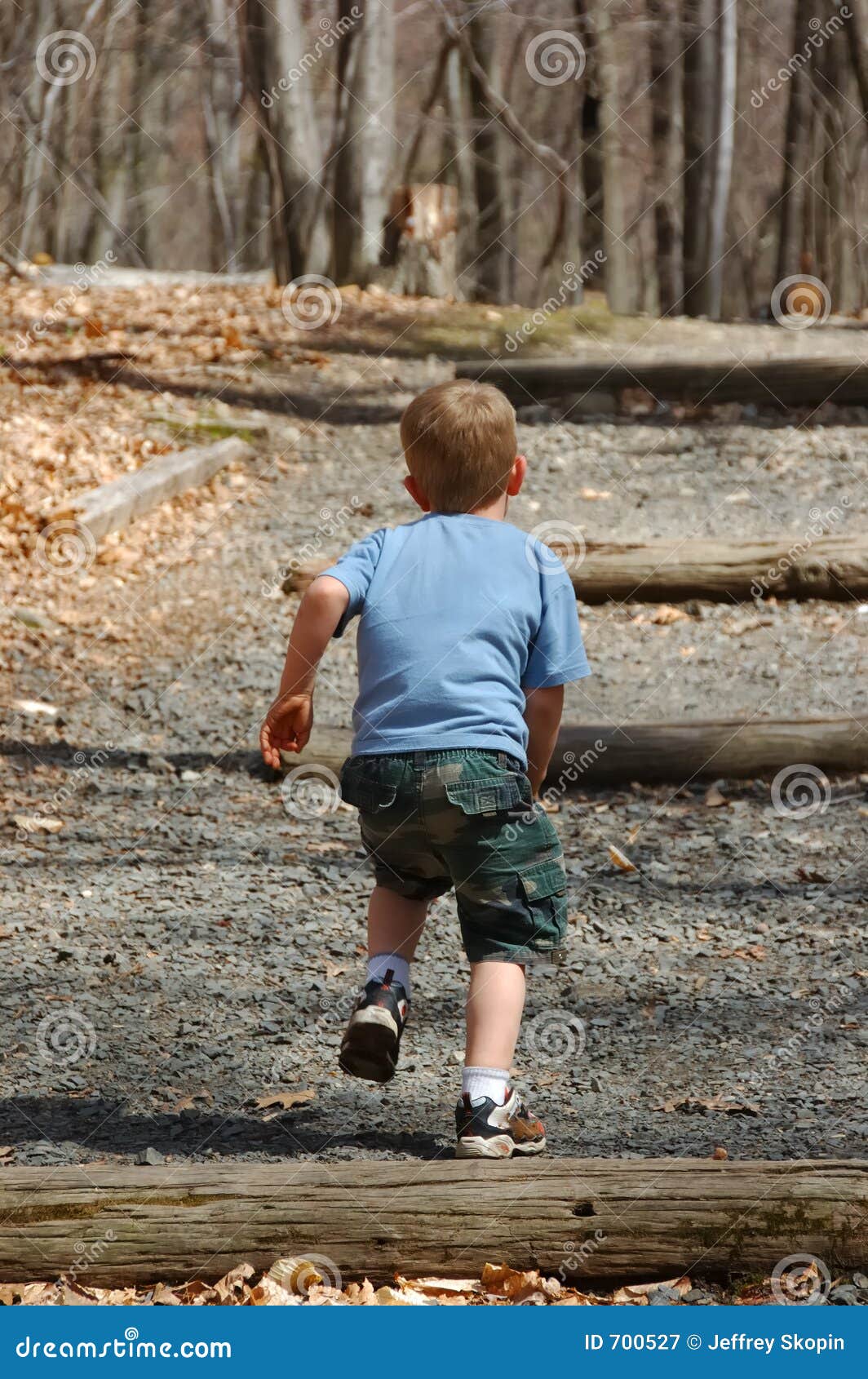 Little Boy Running Royalty Free Stock Photography - Image: 700527