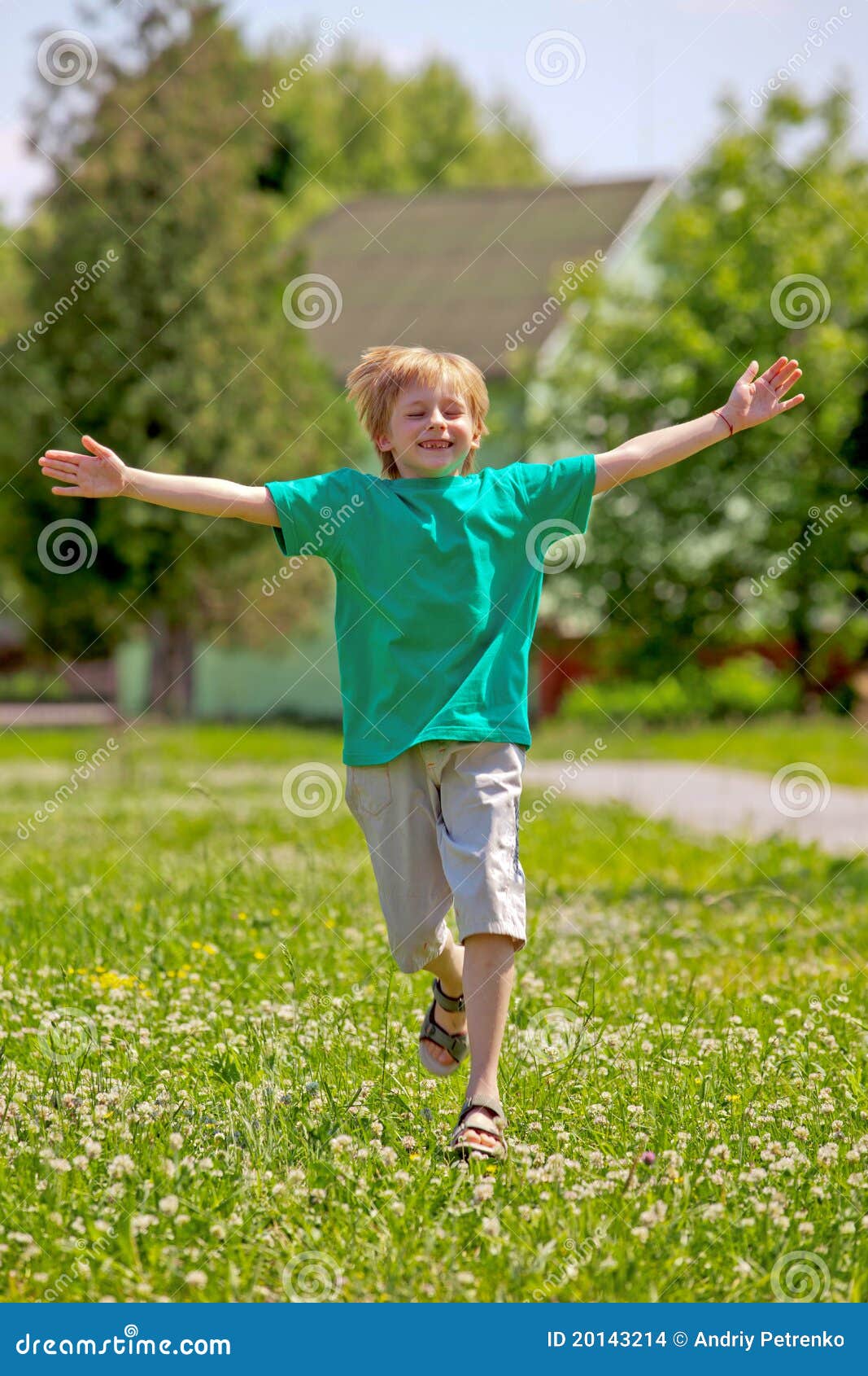 Little boy running in park stock photo. Image of outdoor - 20143214