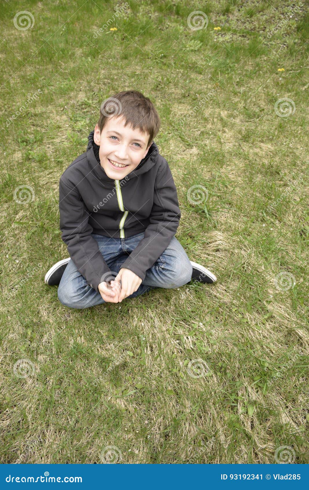 Little Boy Sitting on Grass Stock Image - Image of hair, flowers: 93192341