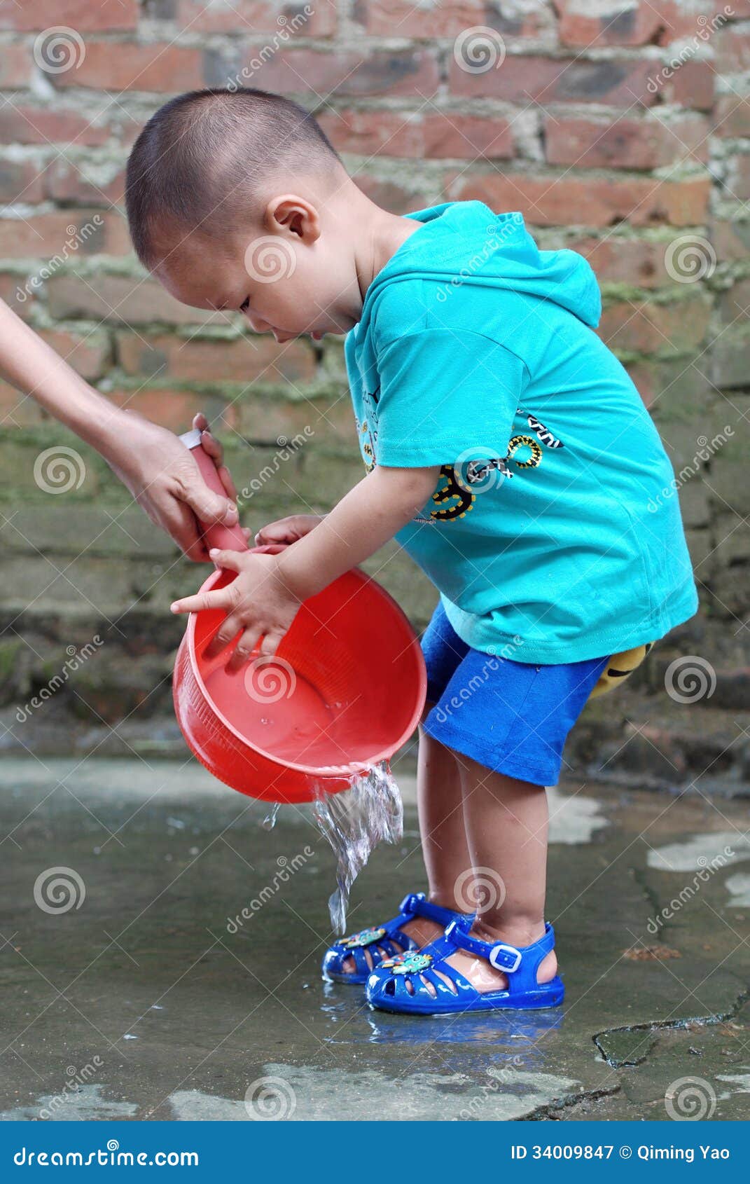 Little Boy Washing His Feet Stock Image - Image of background, teach ...