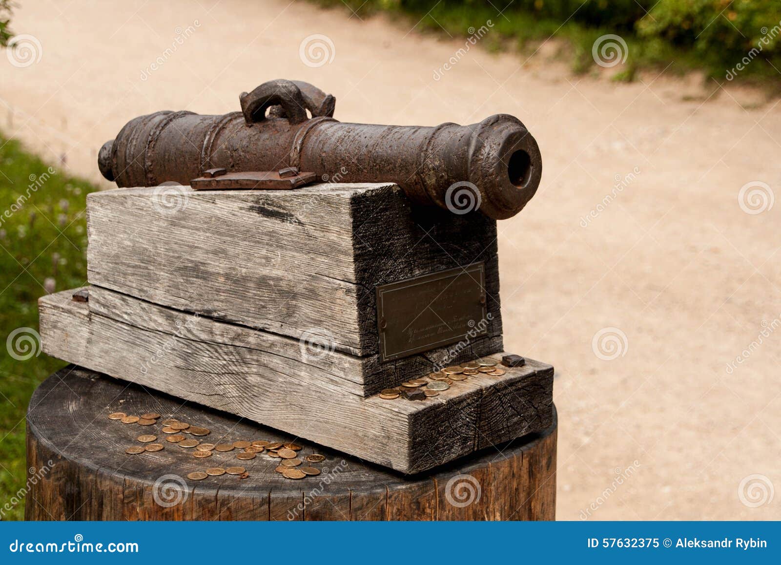 Little cannon monument stock image. Image of castle, monaco - 57632375