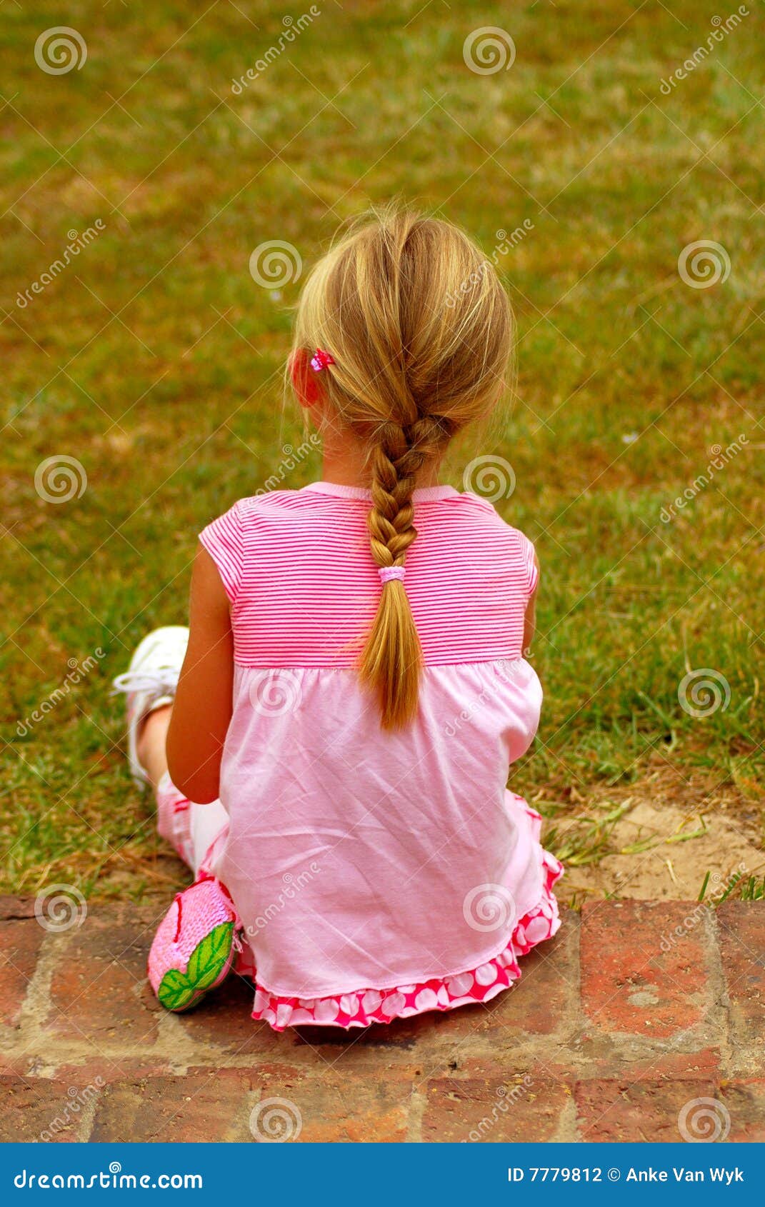 Backyard Grass Little Girls Back Stock Photos - Free & Royalty-Free ...