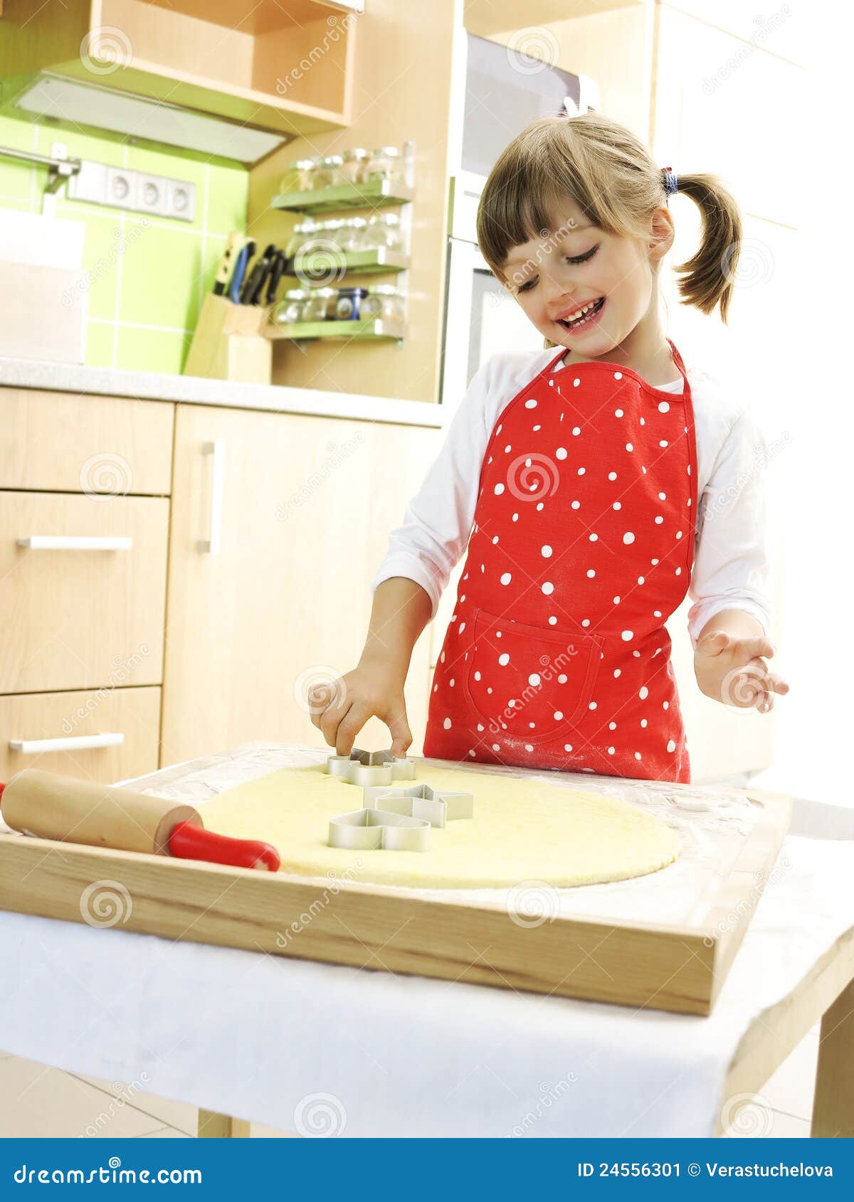 Little Girl Baking Biscuits Stock Image - Image of chief, cake: 24556301