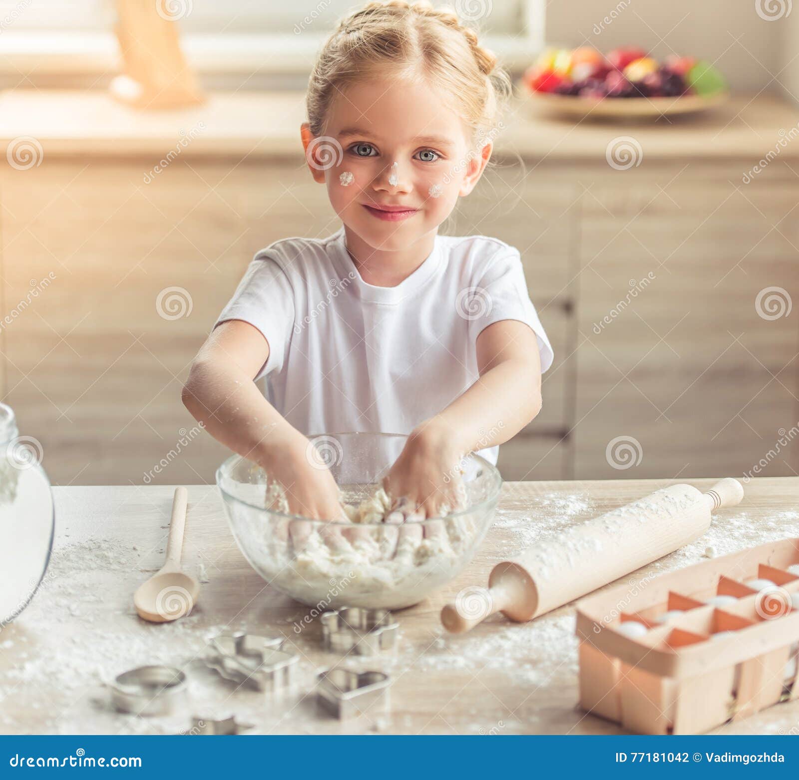 Little girl baking stock photo. Image of cake, child - 77181042