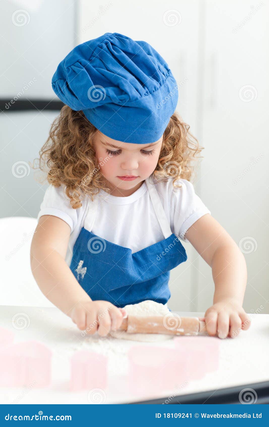 Little Girl Baking in the Kitchen Stock Image - Image of bake ...