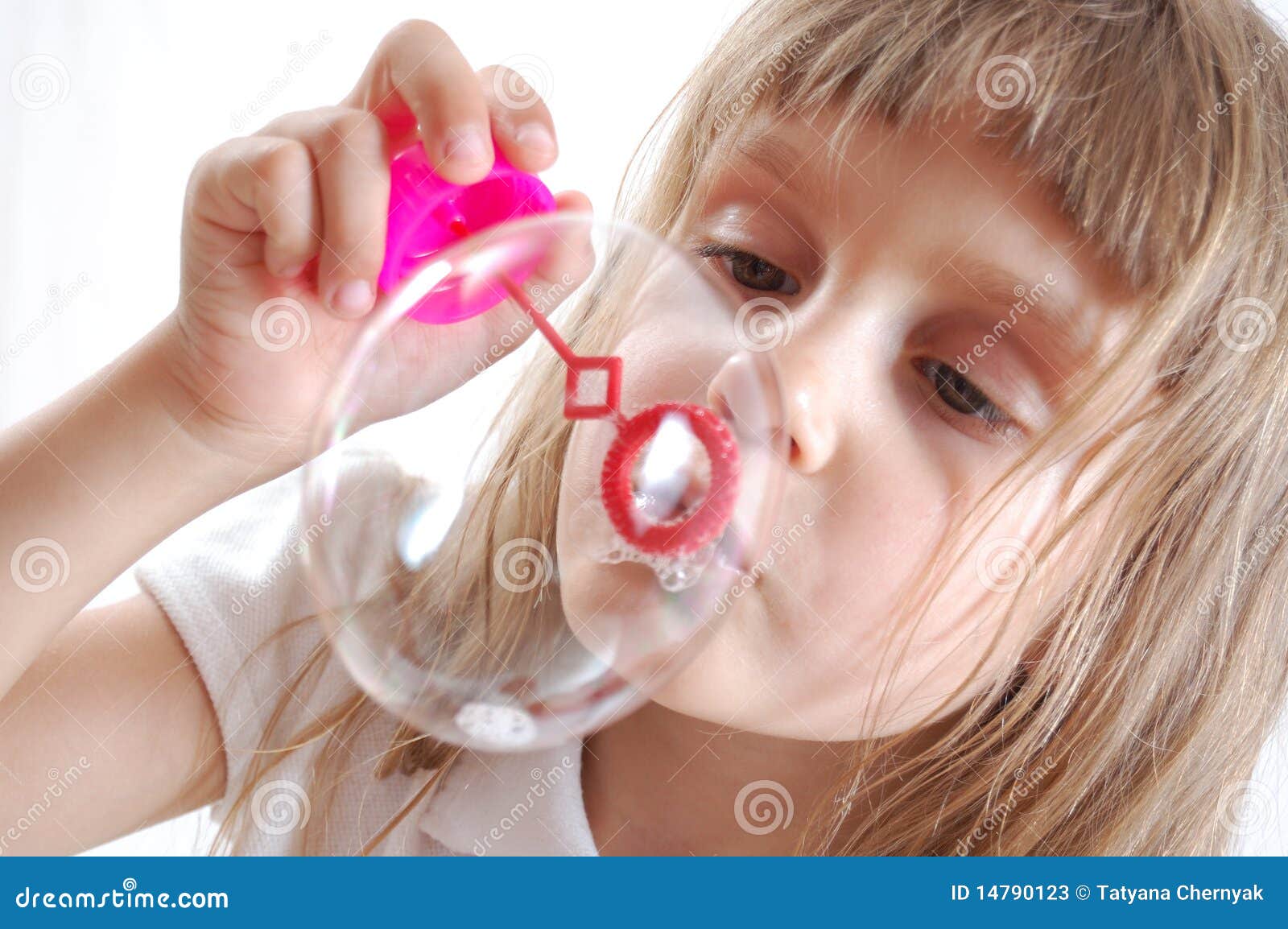 Little Girl Blows Big Bubble Stock Image - Image of human, people: 14790123