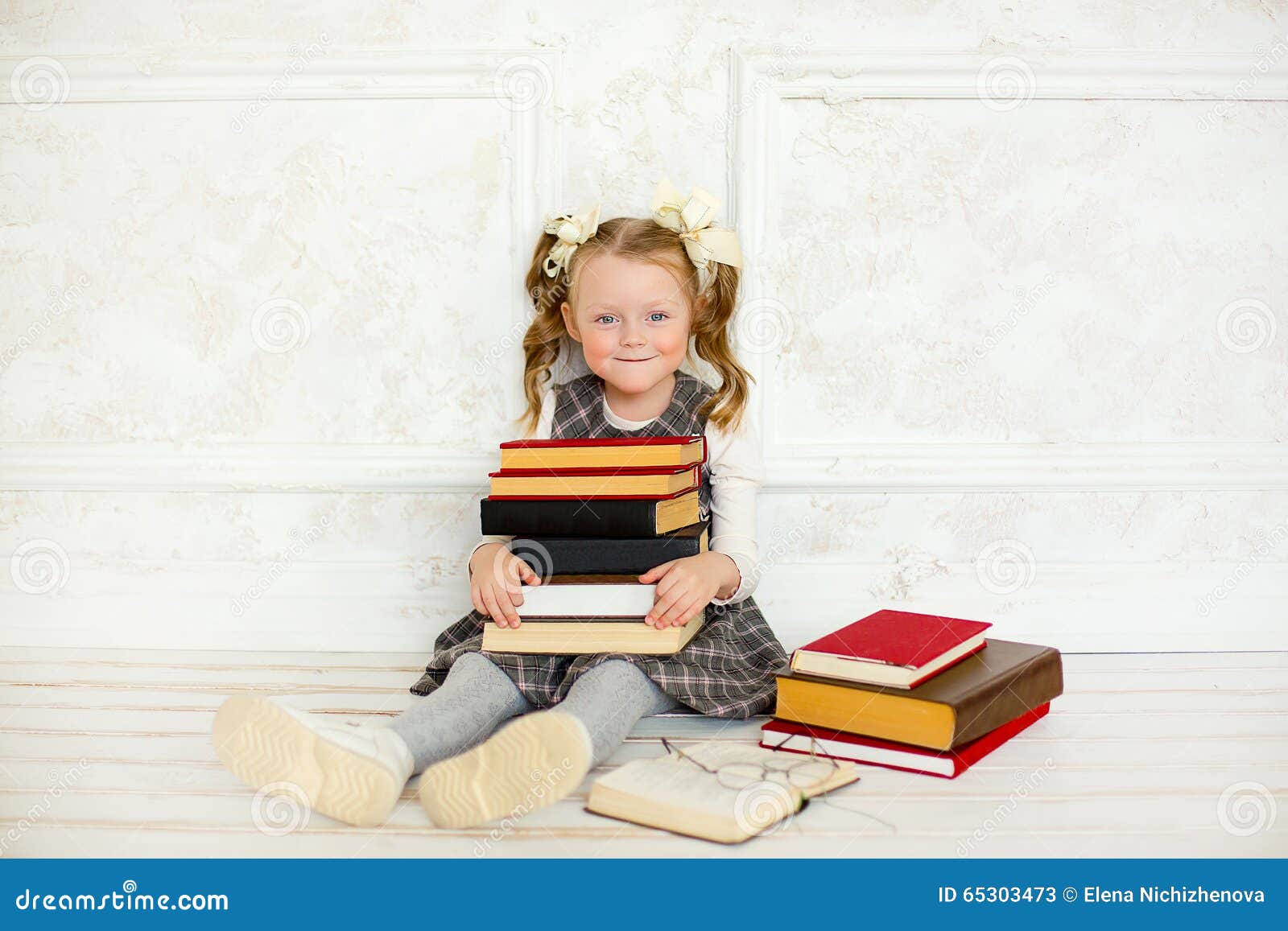 A Little the Girl with Books Stock Image - Image of little, learning ...