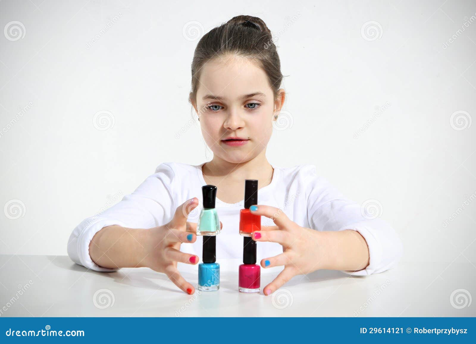 Little girl builds stock image. Image of white, people - 29614121