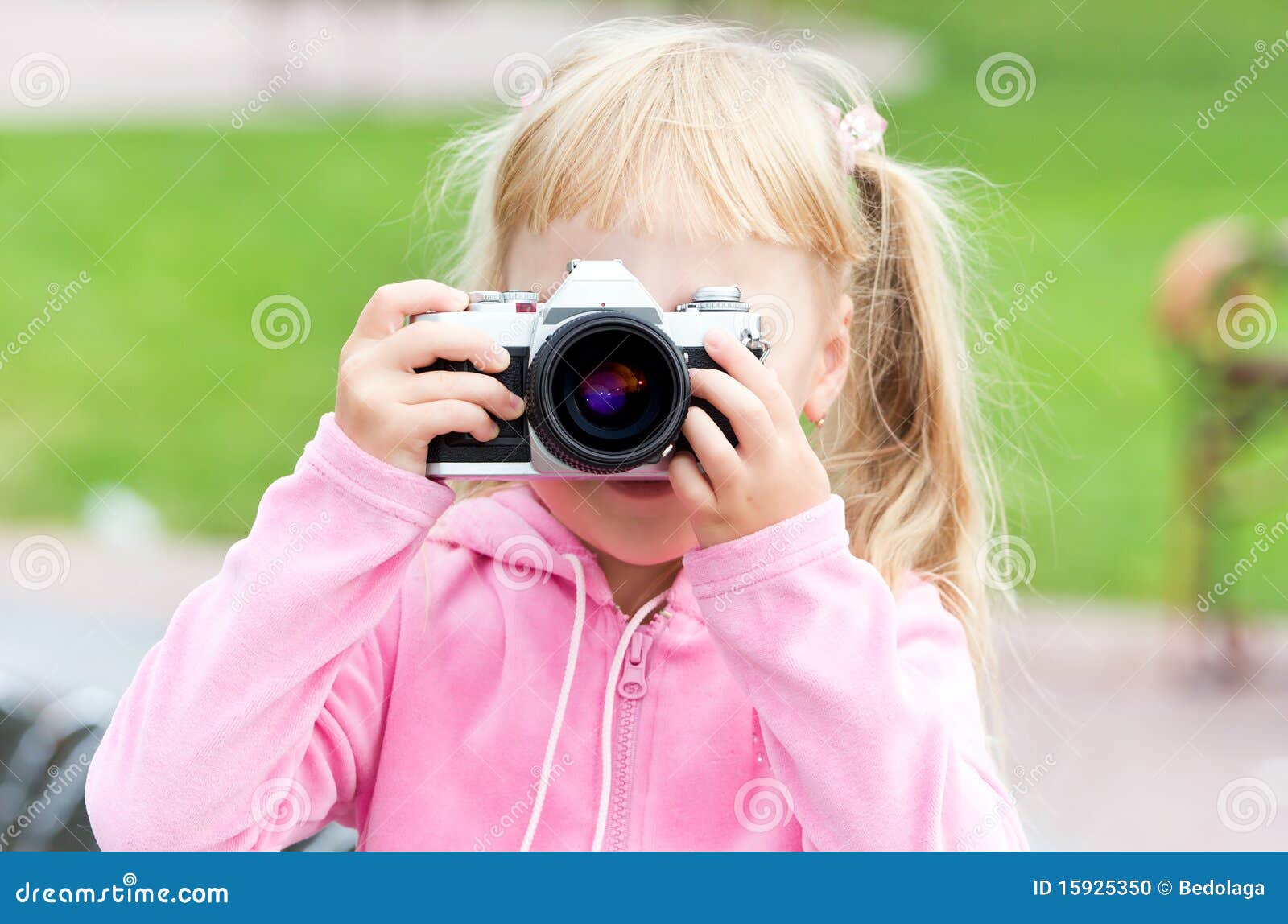 Little Girl with the Camera Stock Photo - Image of outdoors, journalist ...