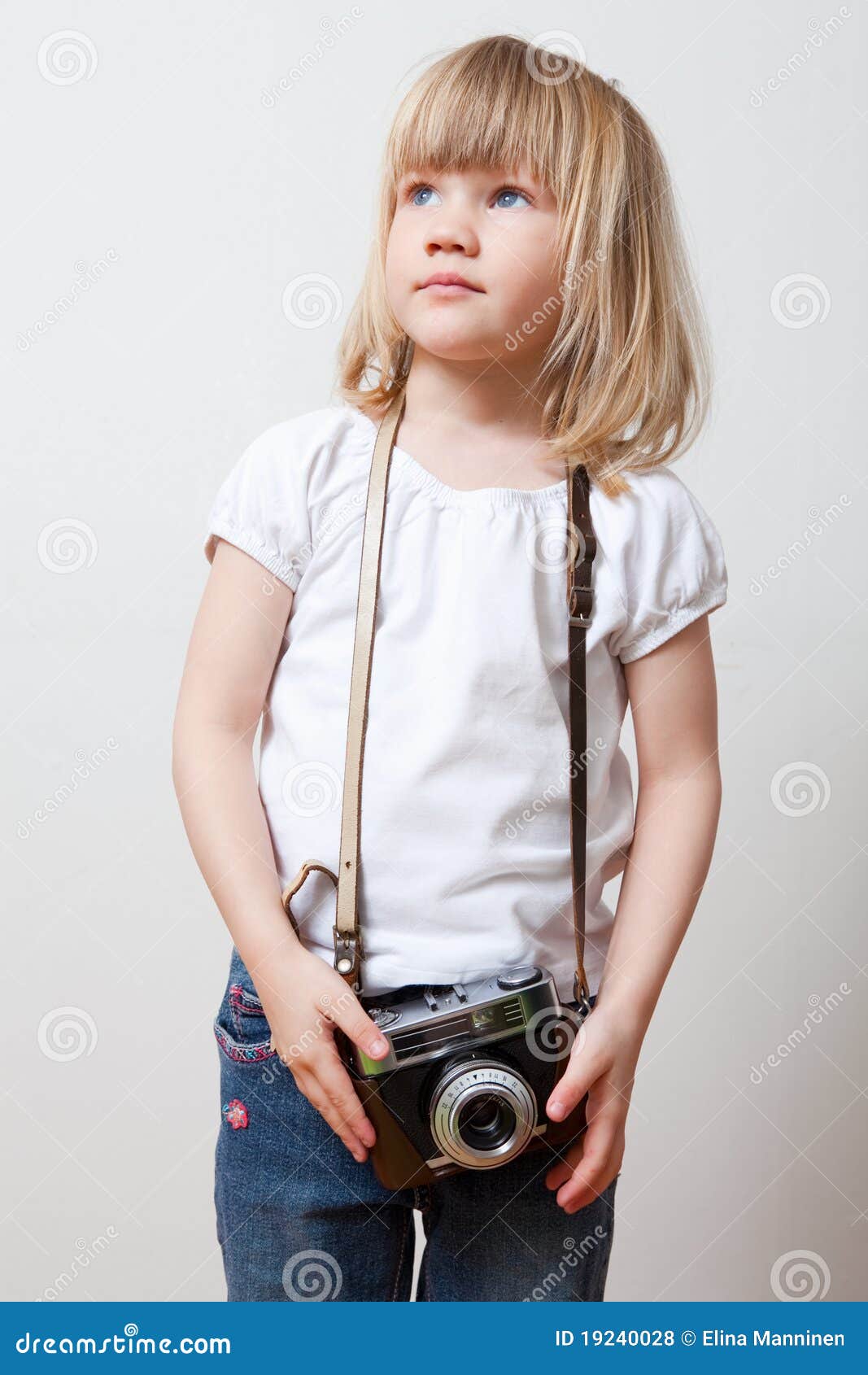 Little girl with camera stock photo. Image of face, antique - 19240028