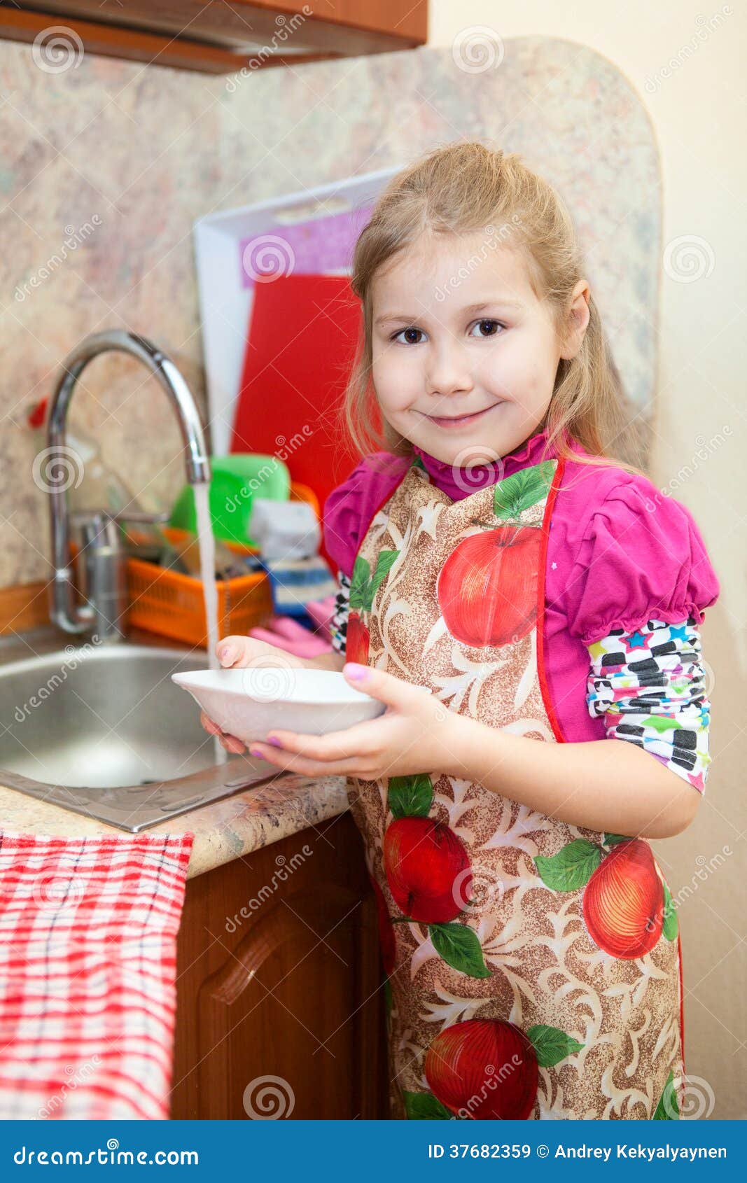 Little Girl with Clean Plate at Sink Stock Image - Image of housework ...