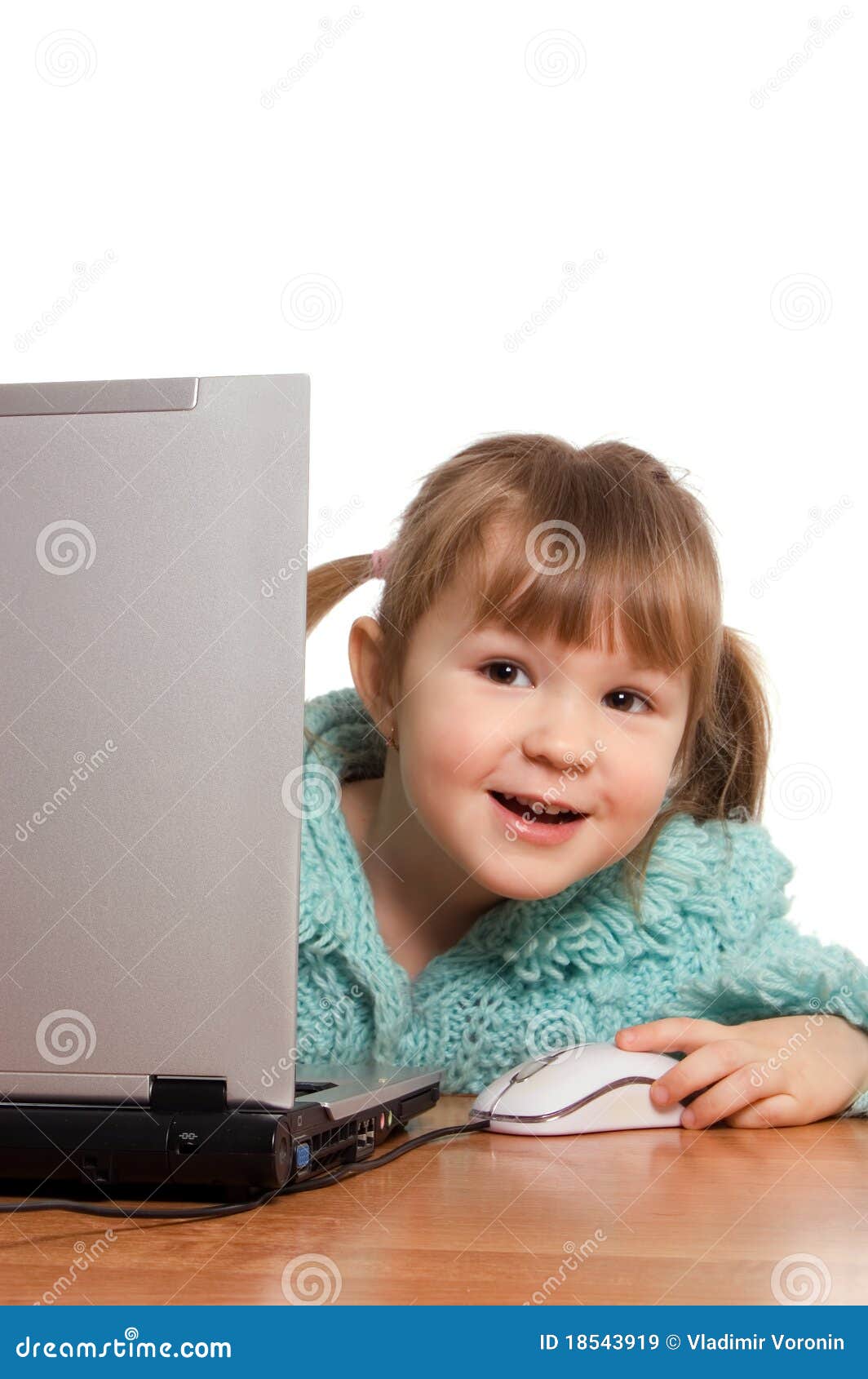 The Little Girl at the Computer Stock Image - Image of attractive ...