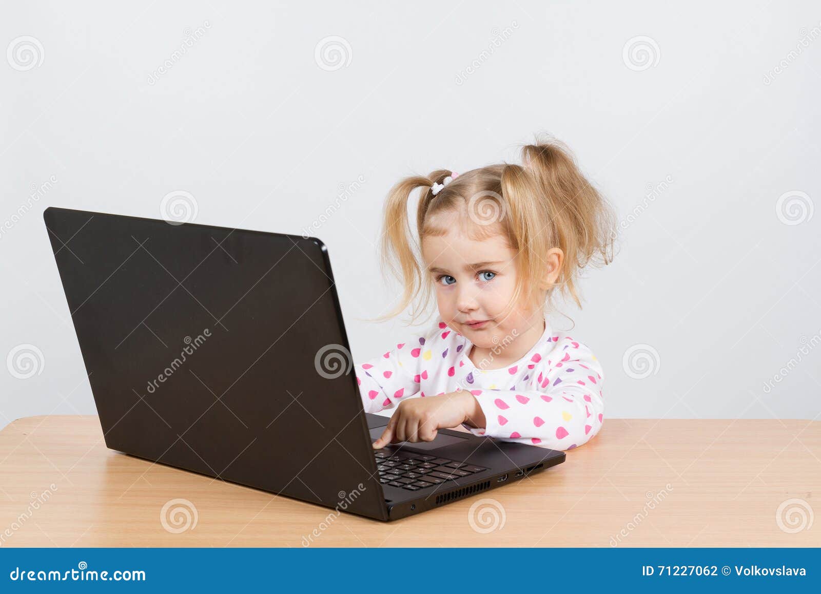 Little Girl at the Computer. Stock Photo - Image of keyboard, laptop ...
