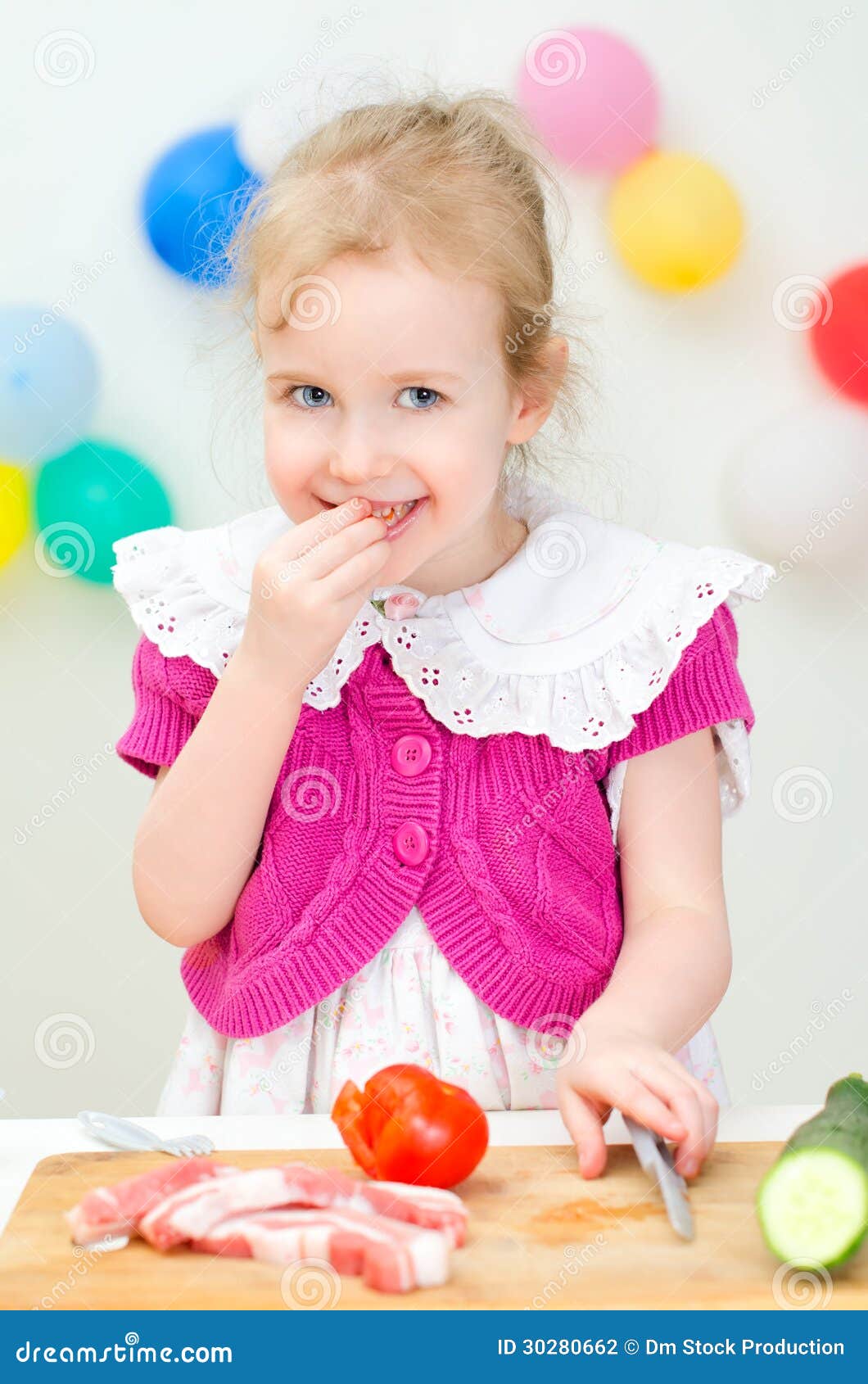 Little girl cooking dinner stock photo. Image of bacon - 30280662