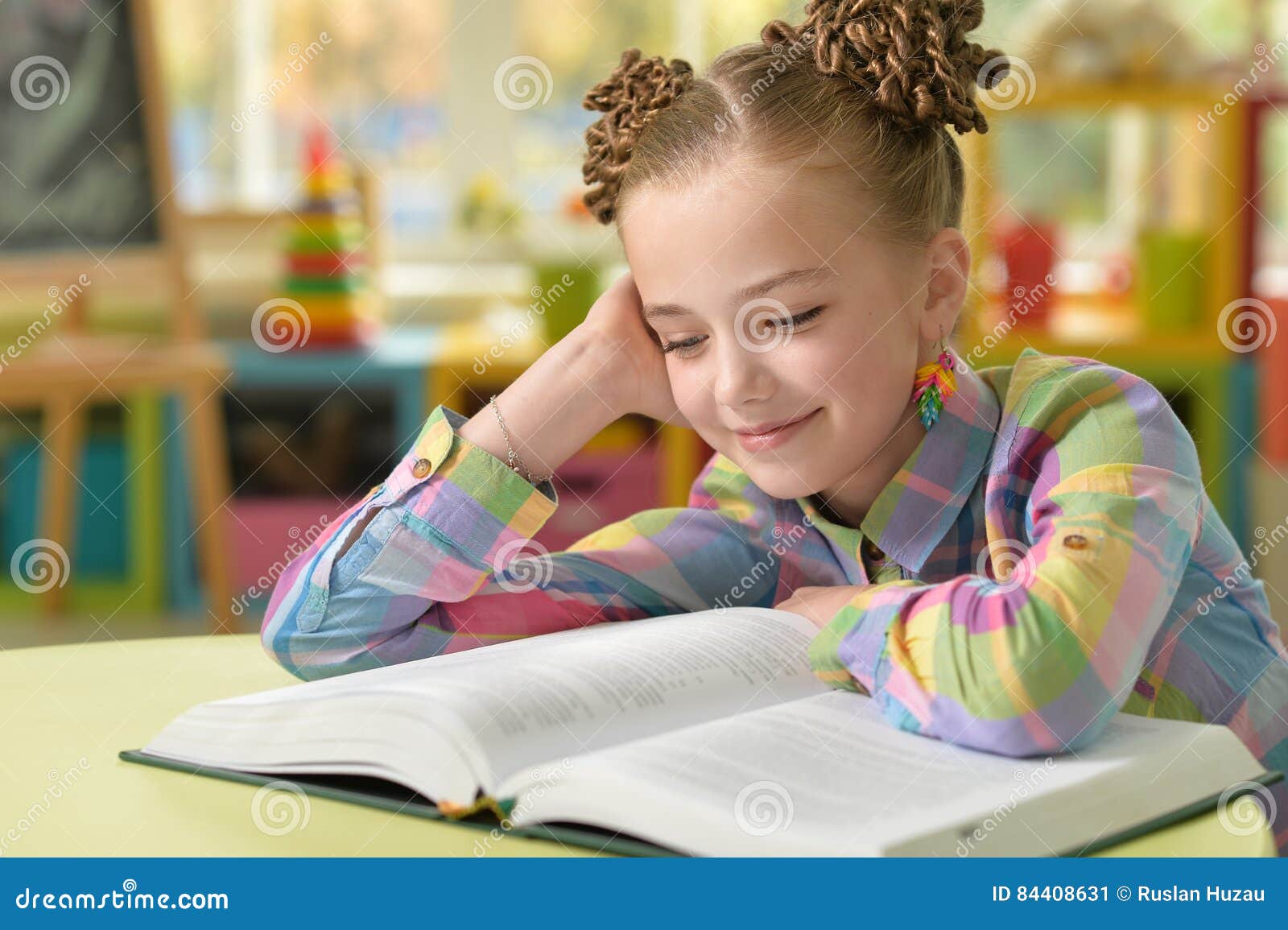 Little girl doing homework stock image. Image of innocent - 84408631