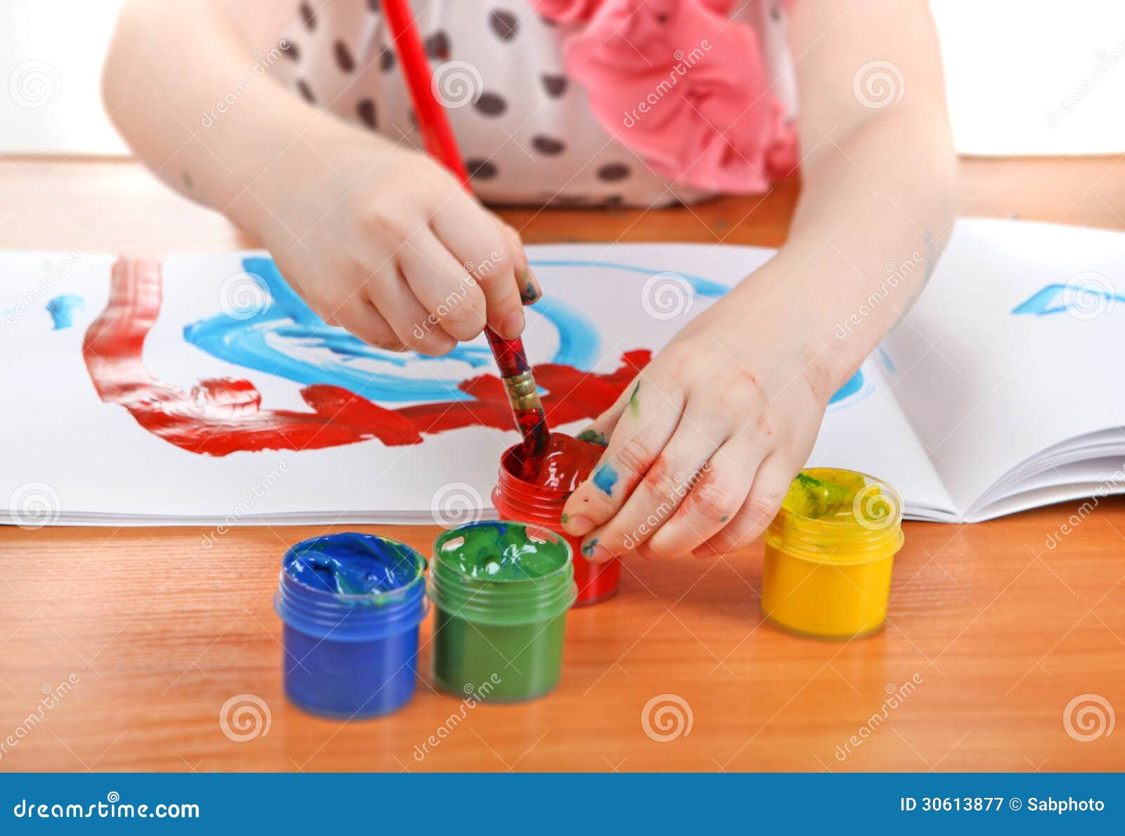 Little Girl Drawing stock image. Image of lesson, drawing - 30613877
