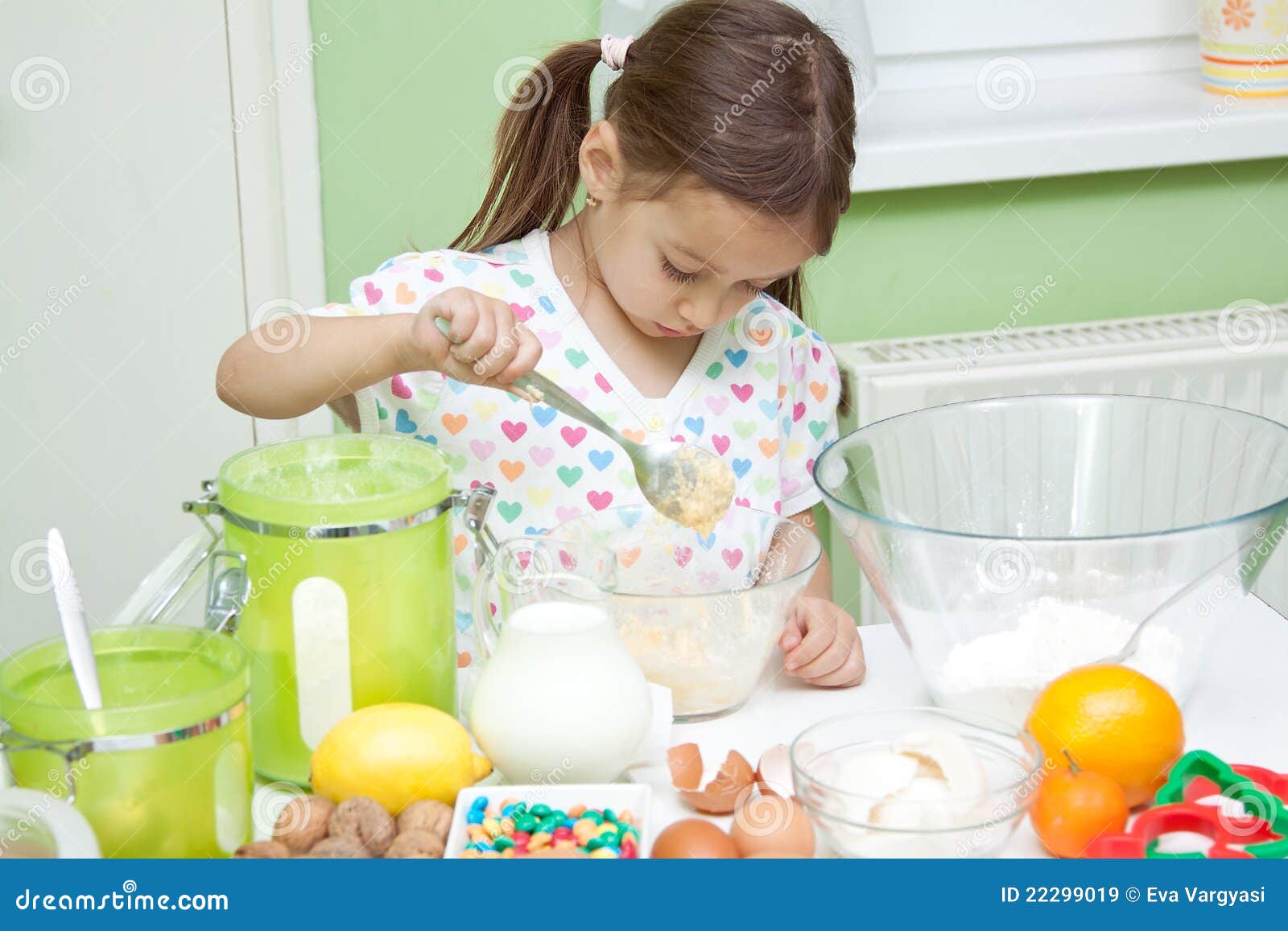 Little girl in kitchen stock image. Image of child, food - 22299019