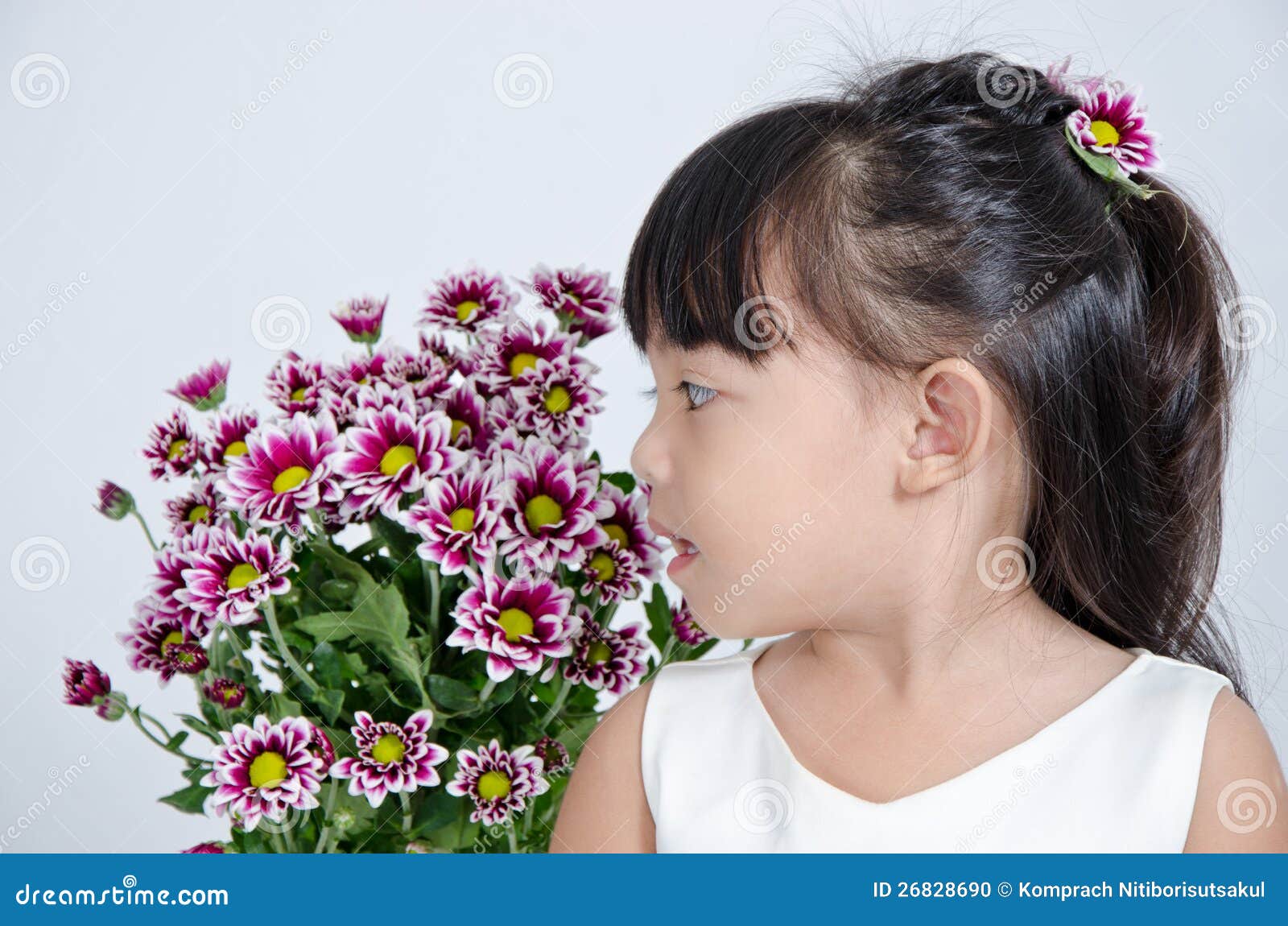 Little Girl Looking Flowers Stock Photo - Image of healthy, girl: 26828690