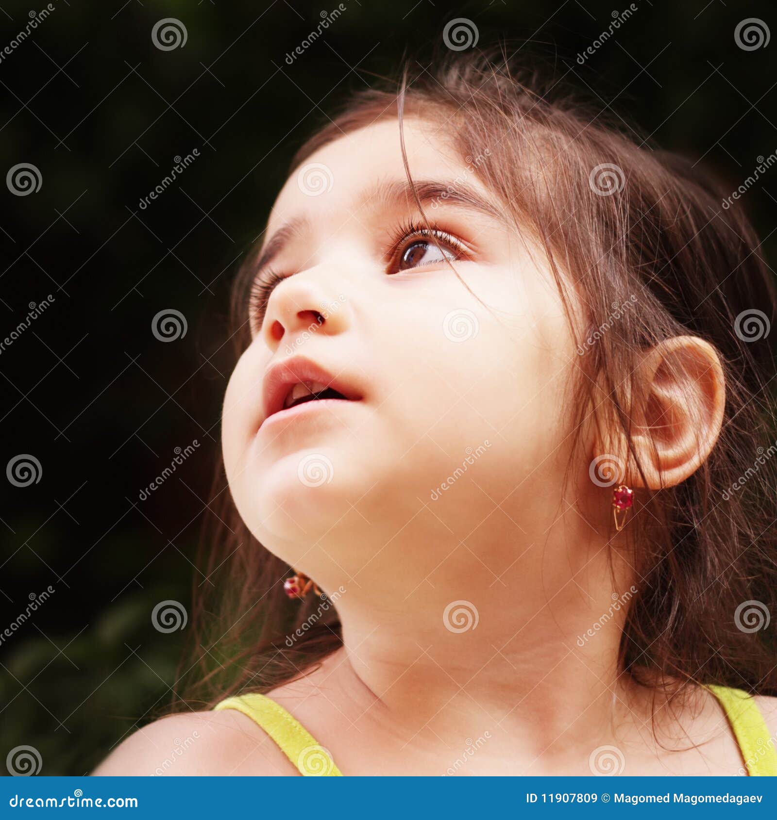Little girl looks up stock image. Image of caucasian - 11907809