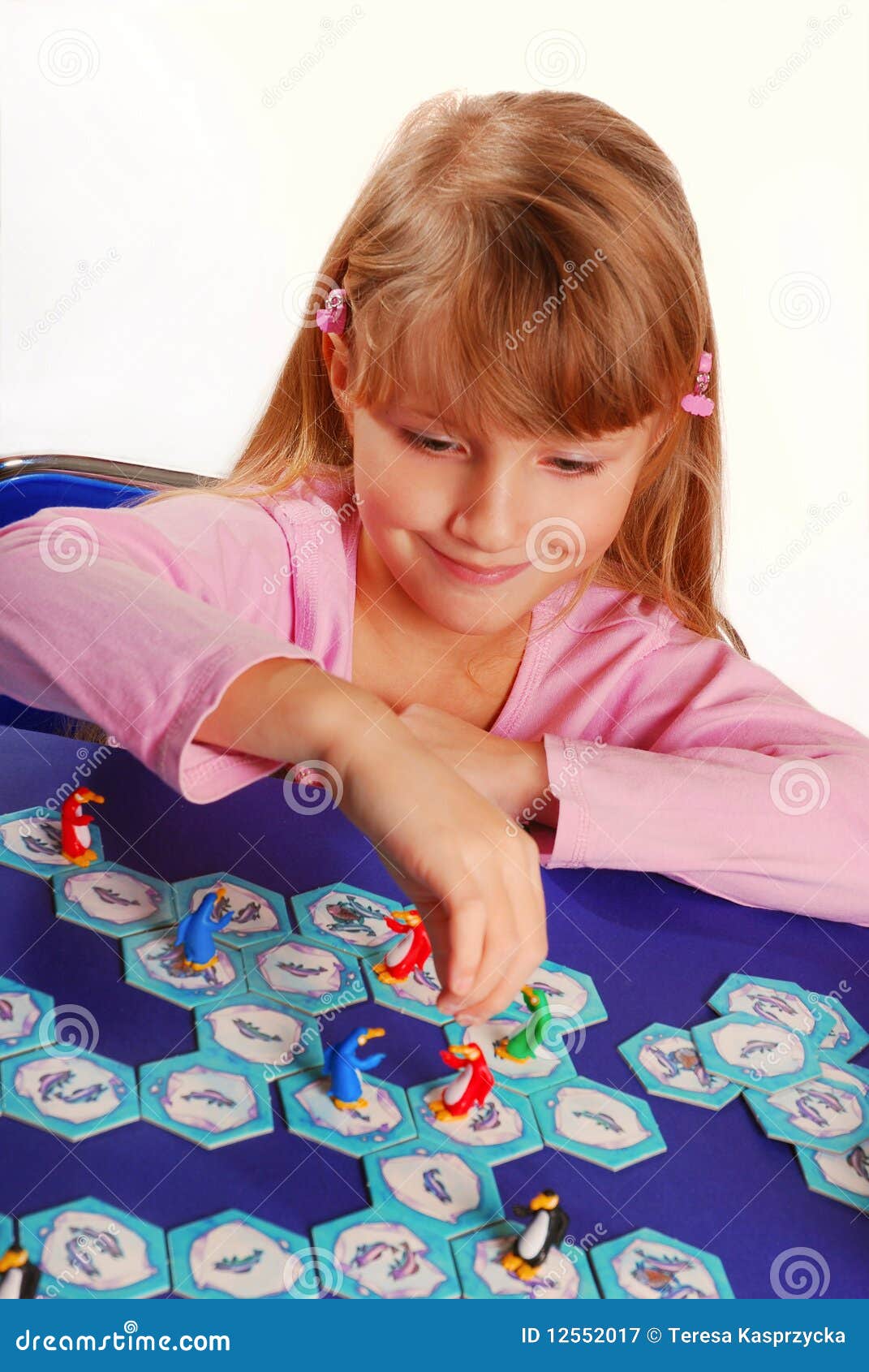 Little Girl Playing the Board Game Stock Image - Image of move, girl ...