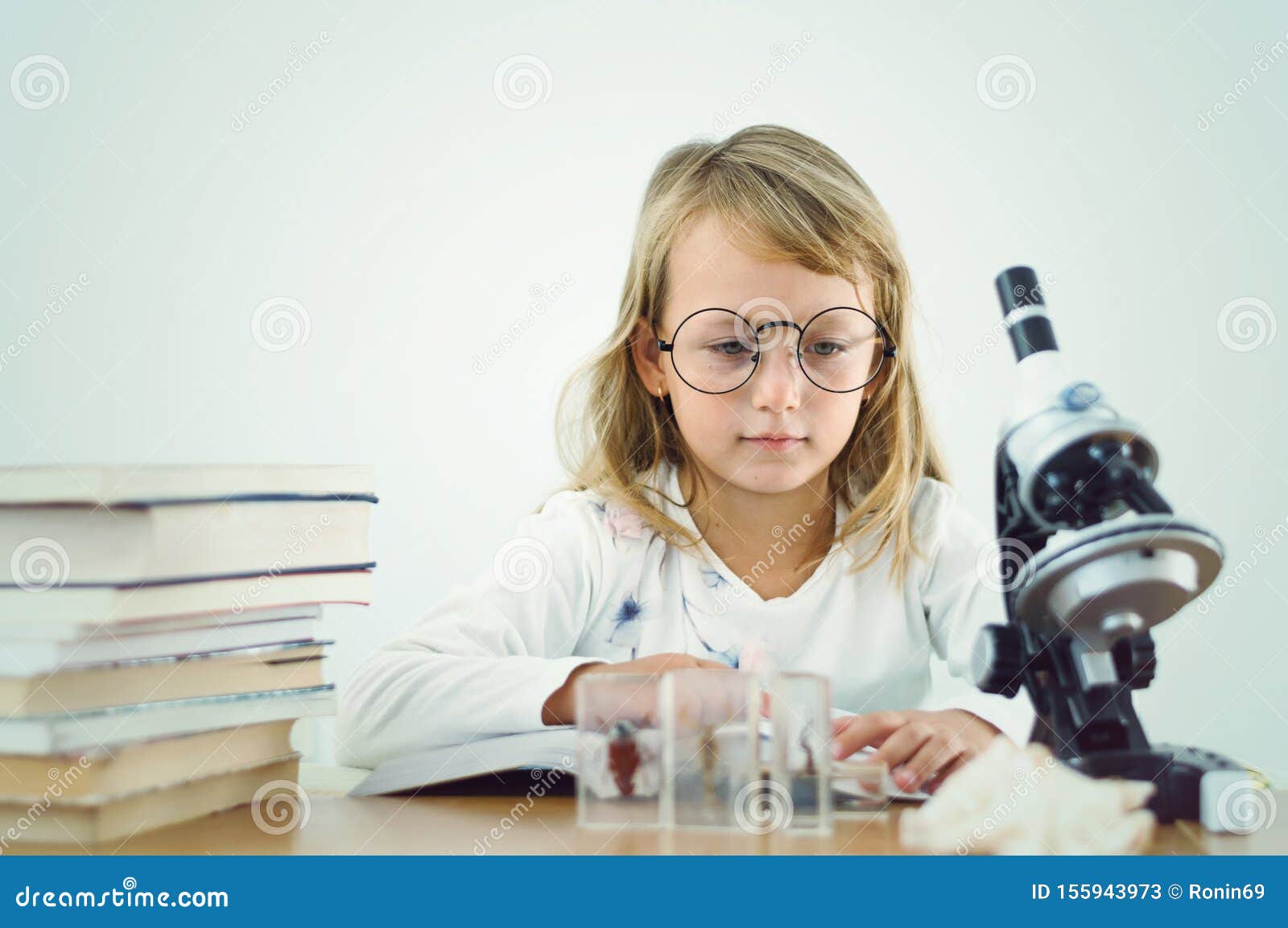Girl Little Genius of Science Stock Image - Image of lifestyle, smile ...