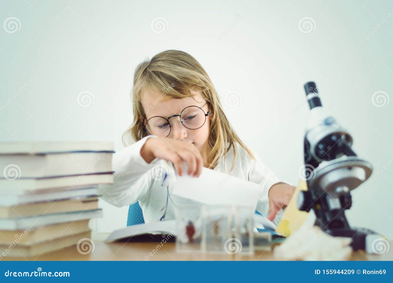Girl Little Genius of Science Stock Image - Image of scientific ...