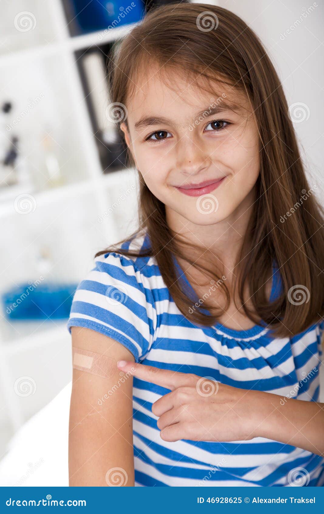 Ouch That Bad. Girl Cringe From Something Painful Or Disturbing ...