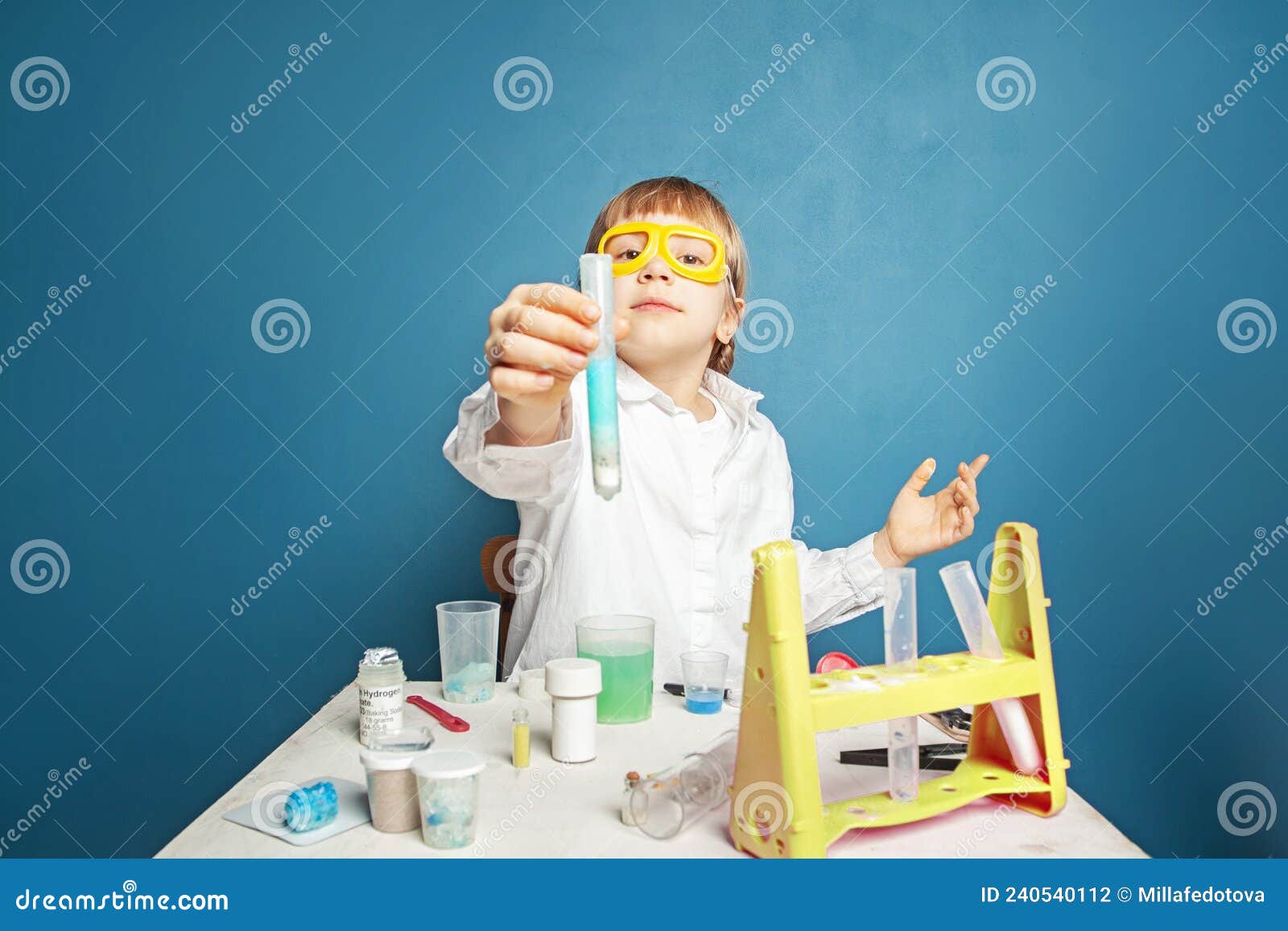 Little Girl in Science Laboratory Stock Photo - Image of education ...