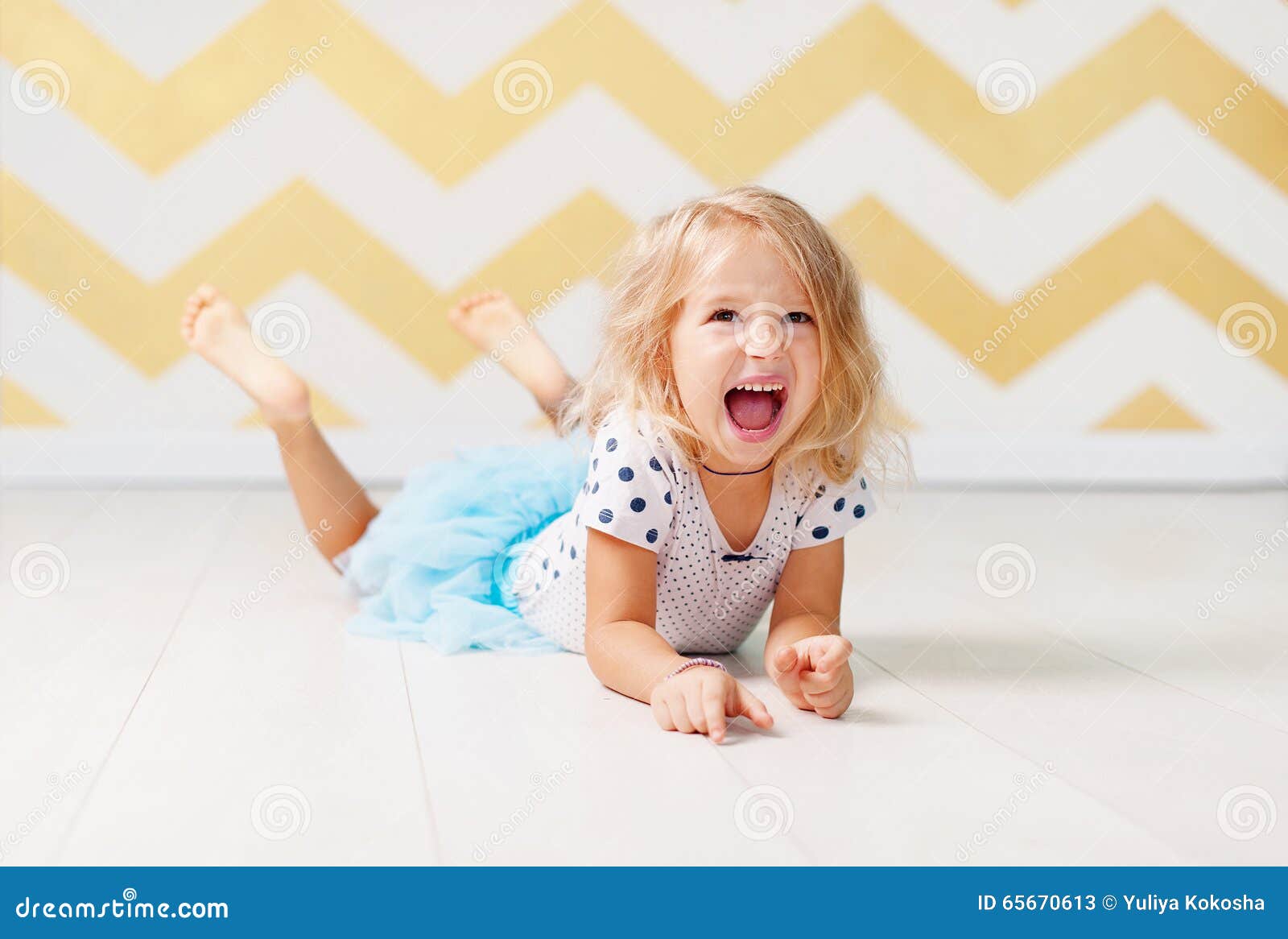 Little Girl Screaming with Happiness Stock Image - Image of scream ...