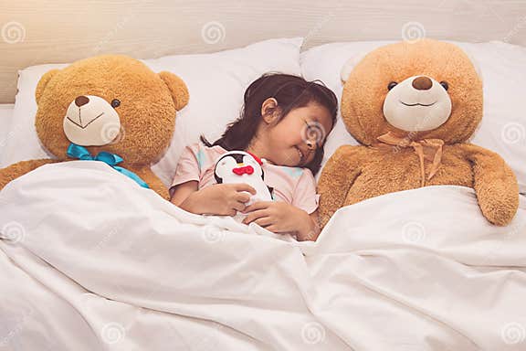 Little Girl Sleeping with Teddy Bear in Bed Stock Photo - Image of ... Little Girl Sleeping with Teddy Bear in Bed Stock Photo - Image of ...