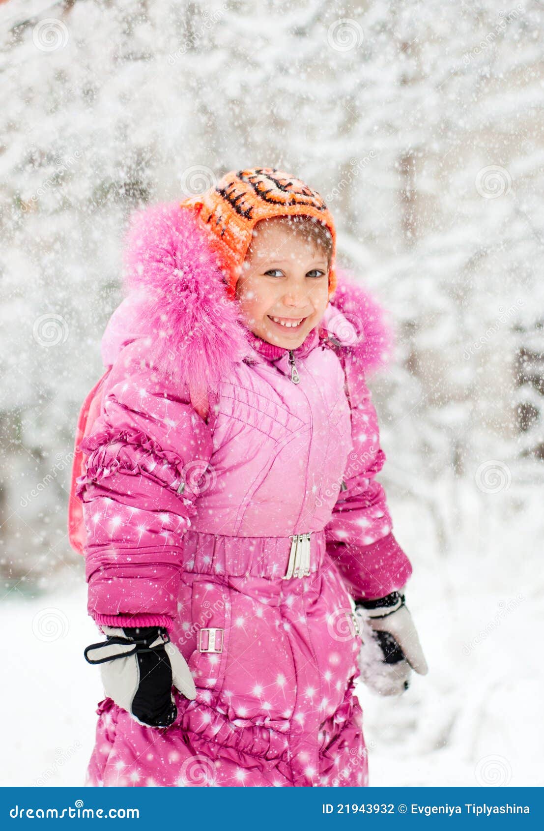 The Little Girl in the Snow Stock Photo - Image of cold, happiness ...