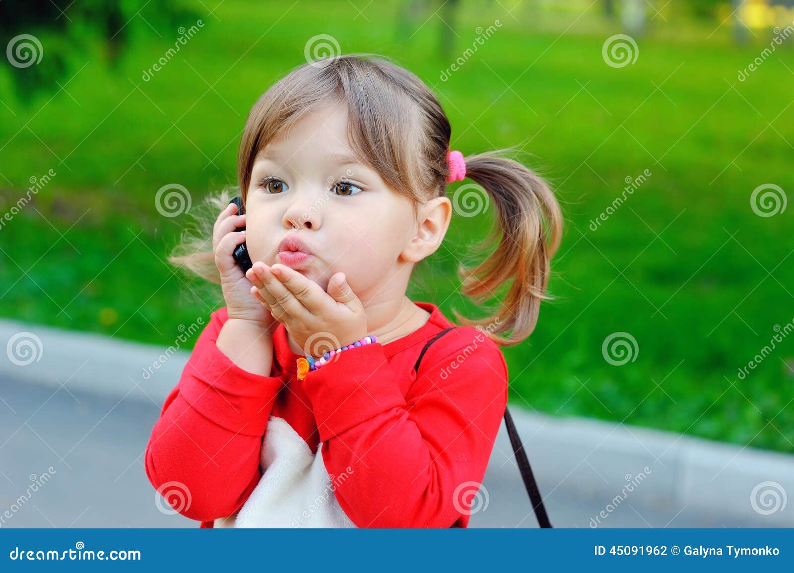 Little Girl Speak on the Phone Stock Photo - Image of cute, blond: 45091962