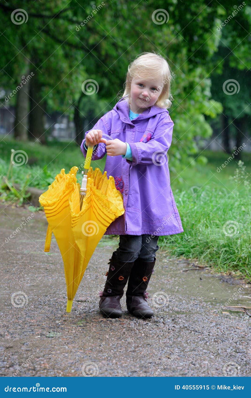 Little girl with umbrella stock image. Image of smiling - 40555915