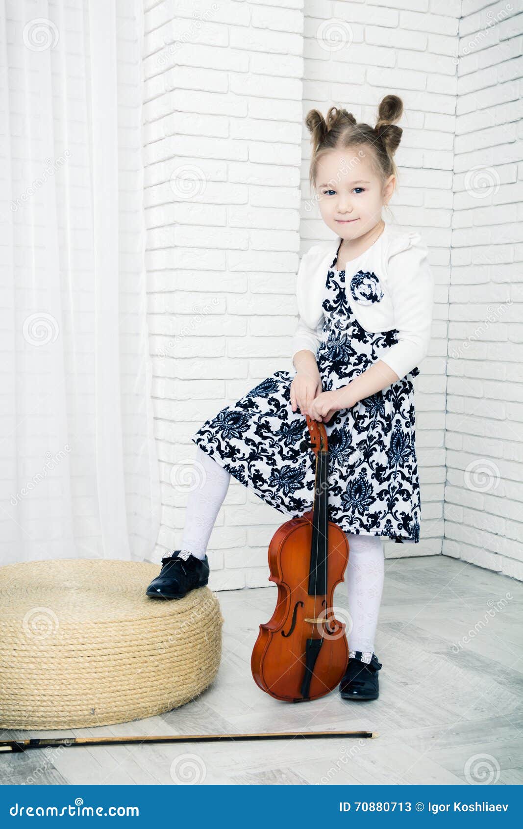 Little Girl with a Violin and Fiddlestick Stock Image - Image of happy ...