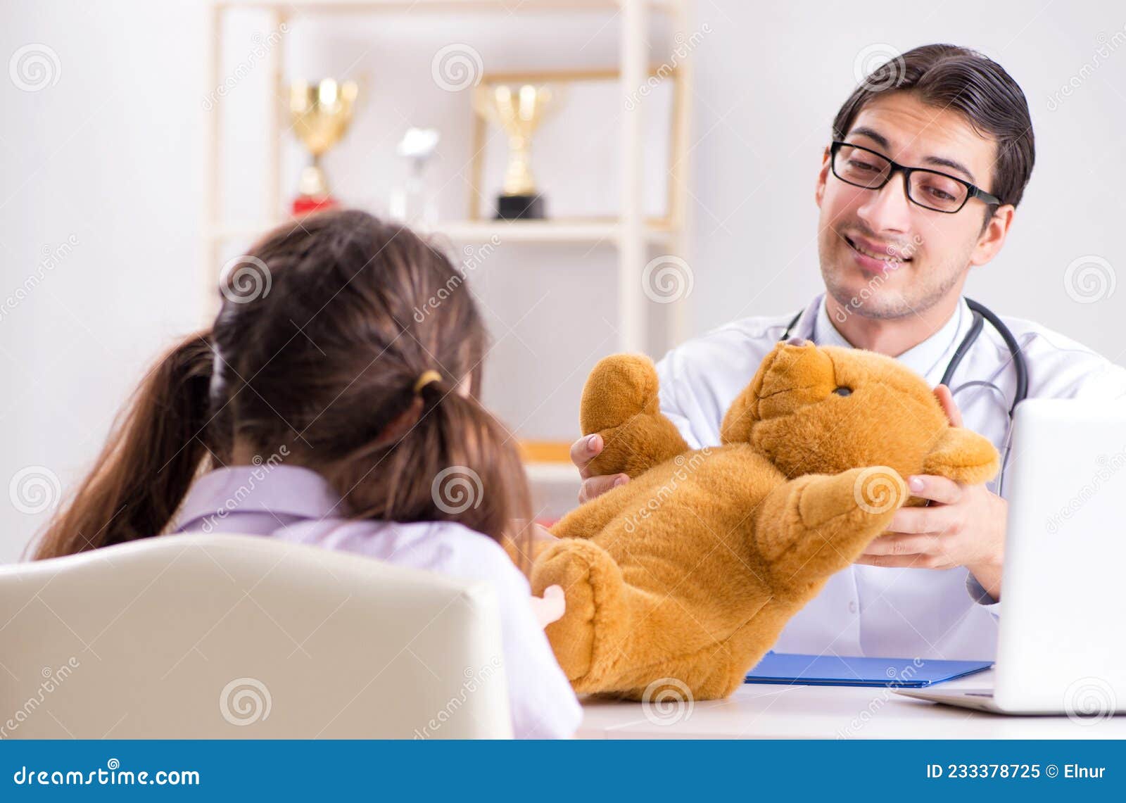 Little Girl Visiting Doctor for Regular Check-up Stock Image - Image of ...