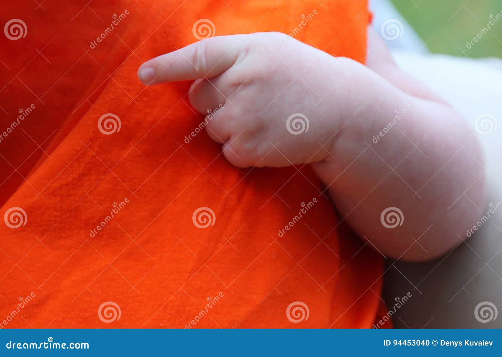 Little kid make a sign stock photo. Image of peace, hand - 94453040
