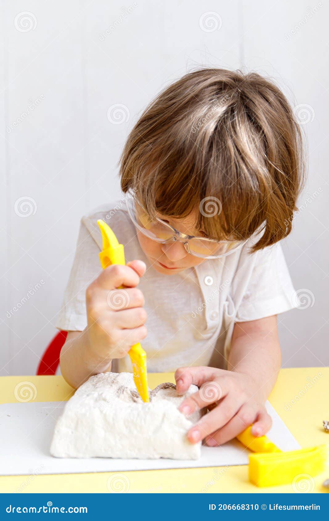 Dinosaur Dig Activity Stock Photos - Free & Royalty-Free Stock Photos ...