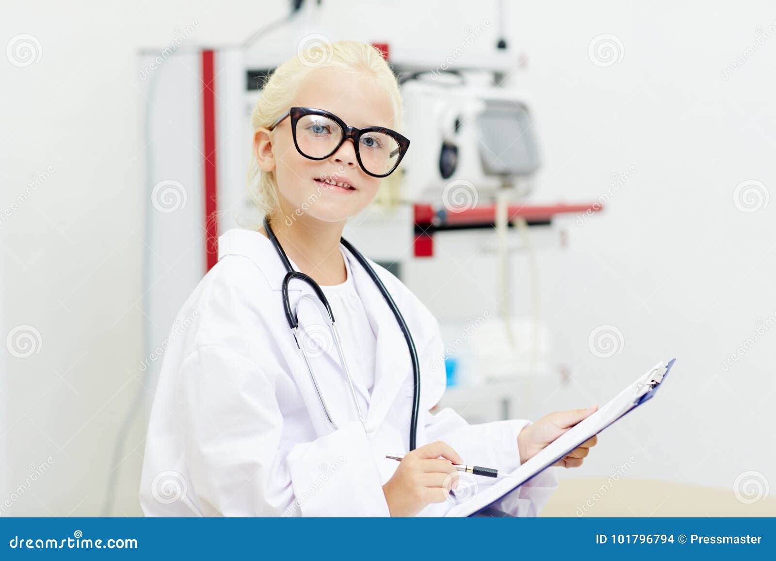 Expert in medicine stock photo. Image of stethoscope - 101796794