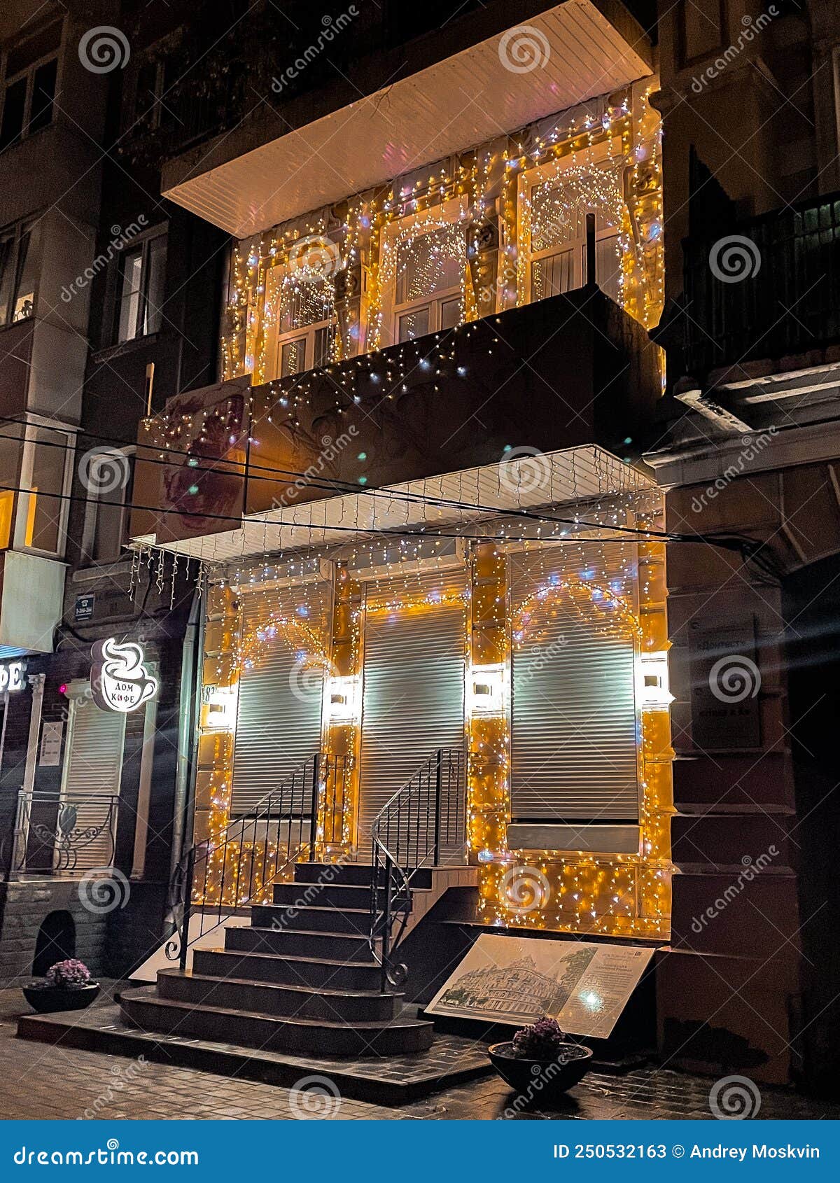 Little New Year s house editorial stock photo. Image of street - 250532163