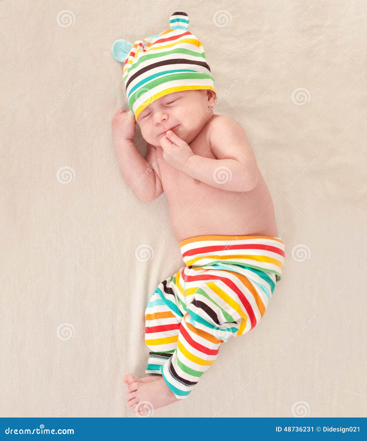 Little Newborn Baby Dreaming Stock Image - Image of cute, dream: 48736231