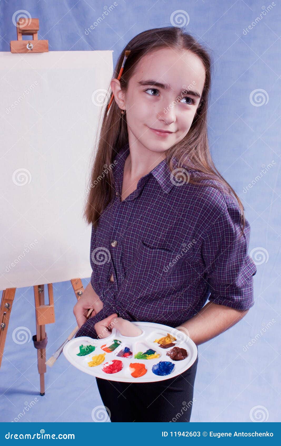 Little painter stock image. Image of paintbrush, girls - 11942603