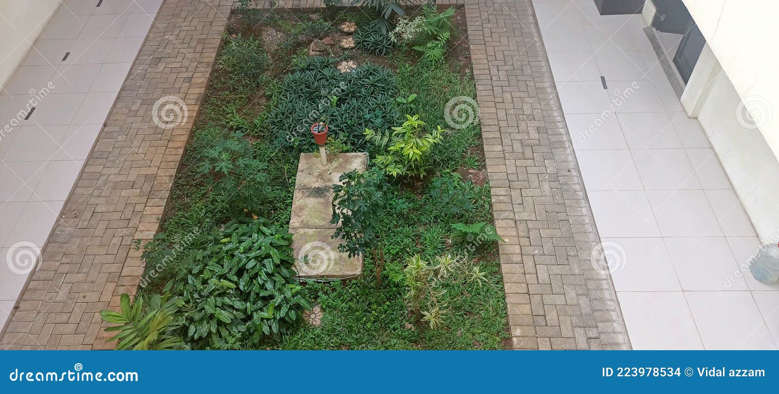 Little Park on the Building Stock Photo - Image of courtyard, grave ...