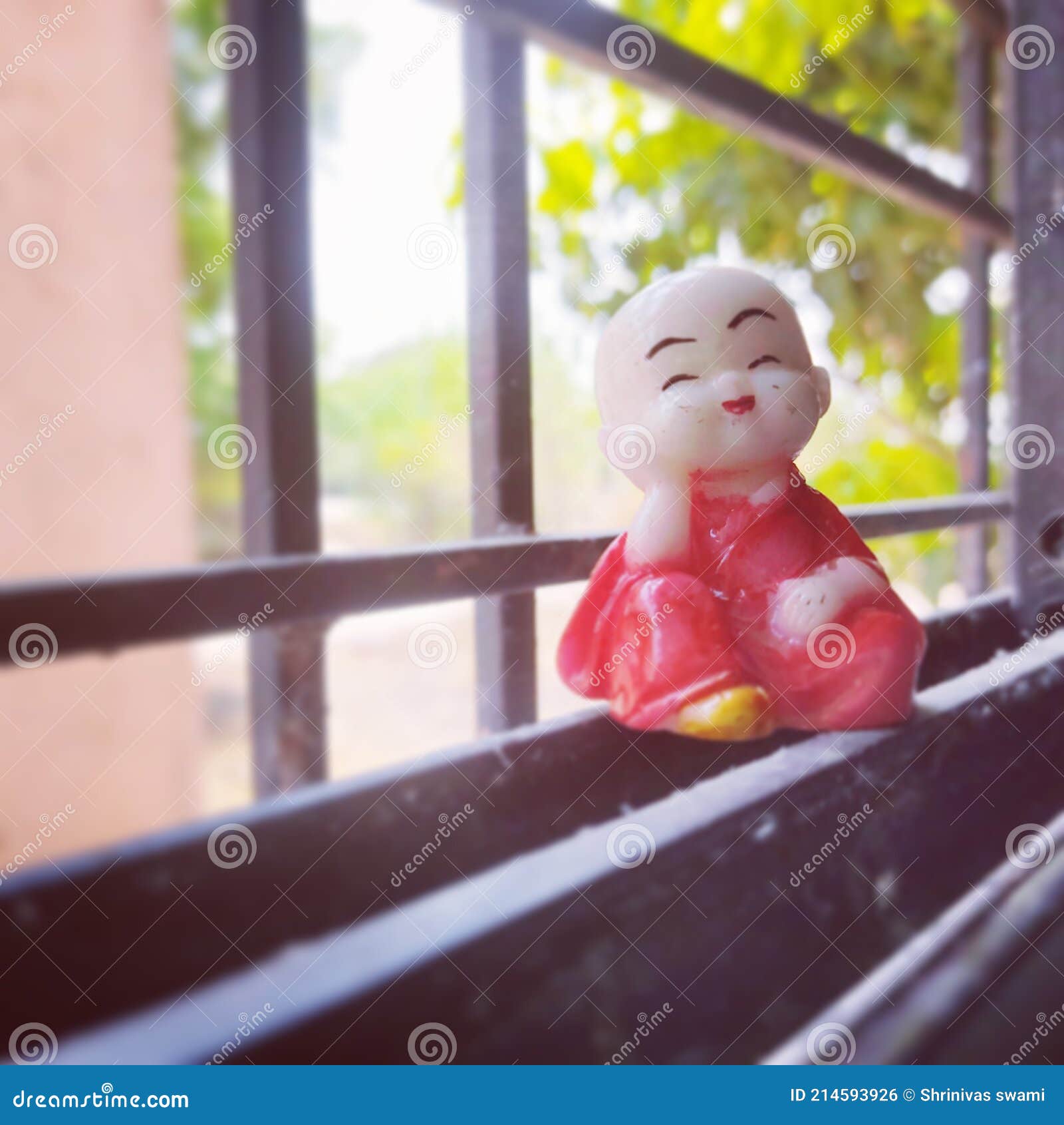Little smiling buddha stock photo. Image of buddha, girl - 214593926
