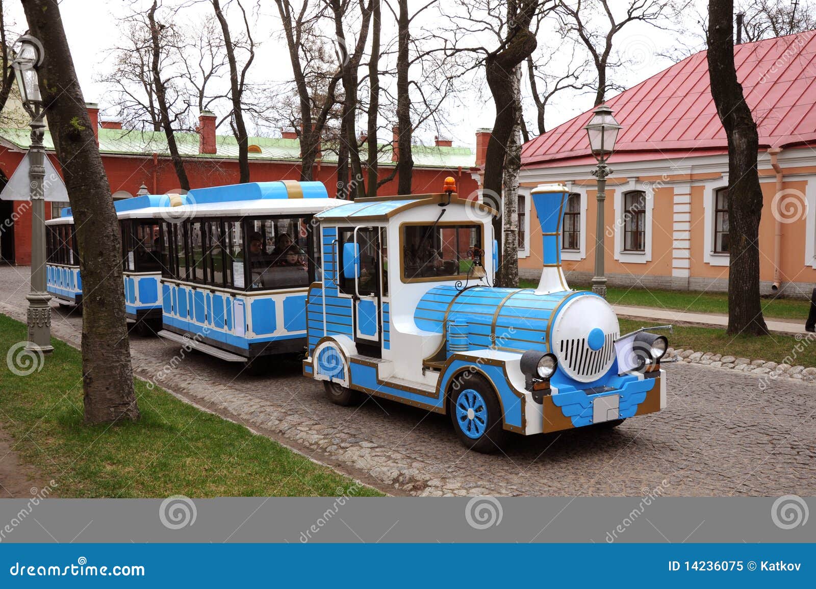 Little train stock image. Image of nature, children, carriage - 14236075
