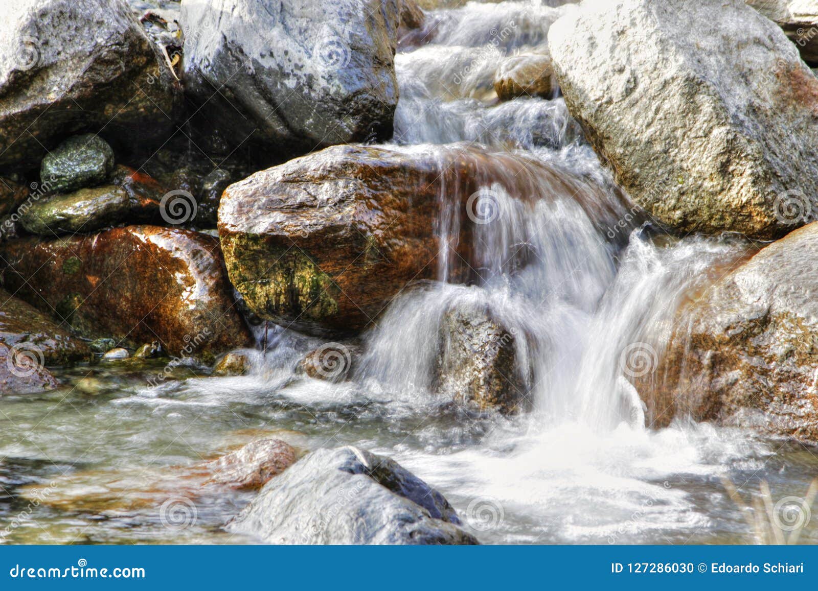 Little Waterfall on the Rock Stock Photo - Image of detail, pool: 127286030