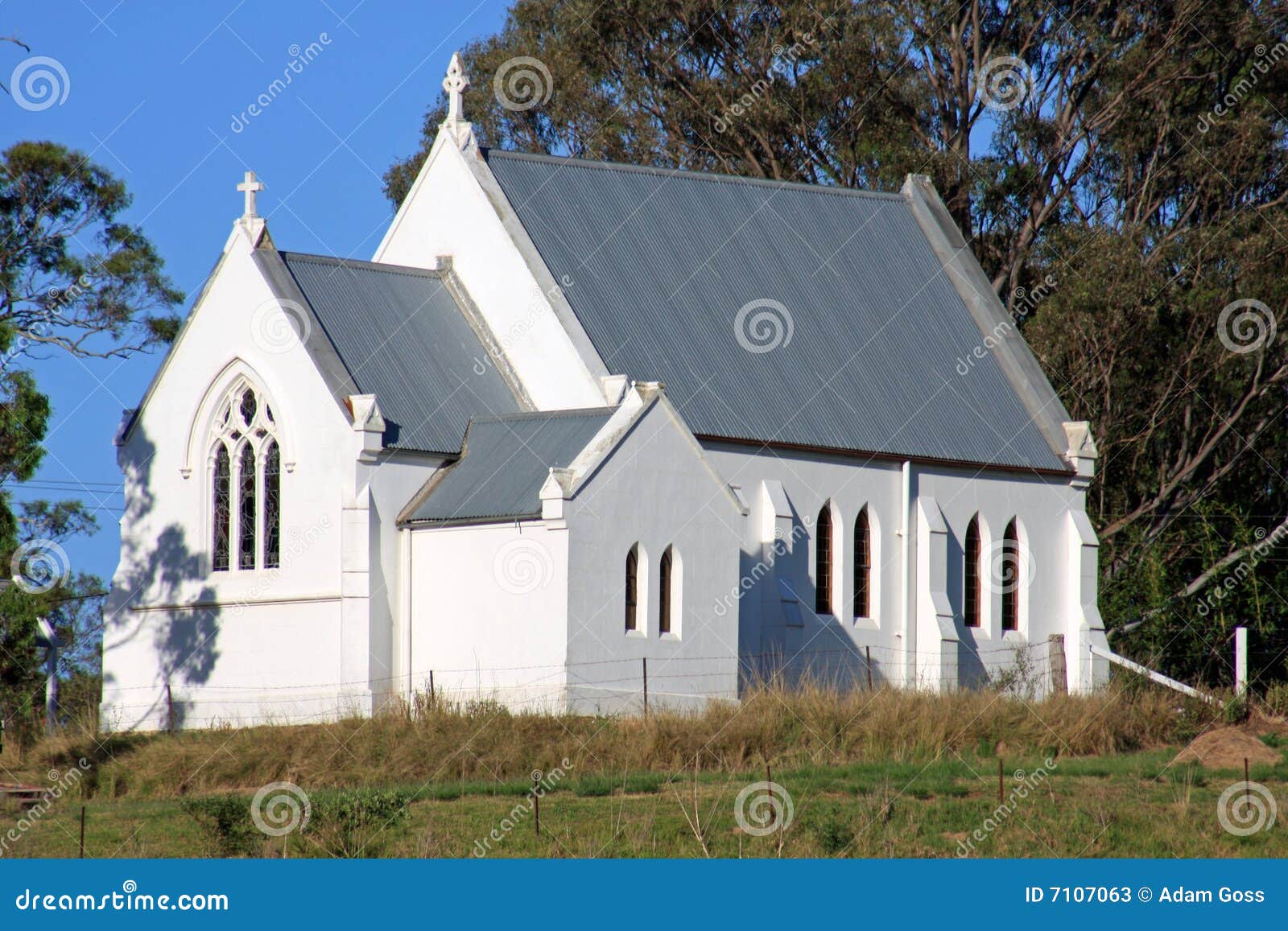 Little white church stock image. Image of forgiveness - 7107063